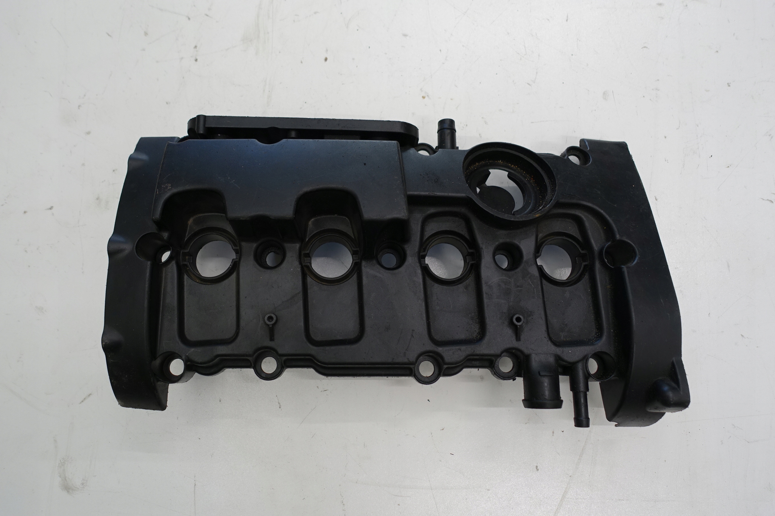 VW BEETLE 5C TSI AUDI POKRYWA ZAWORÓW 06F103469F za 199 zł z Nowy ...