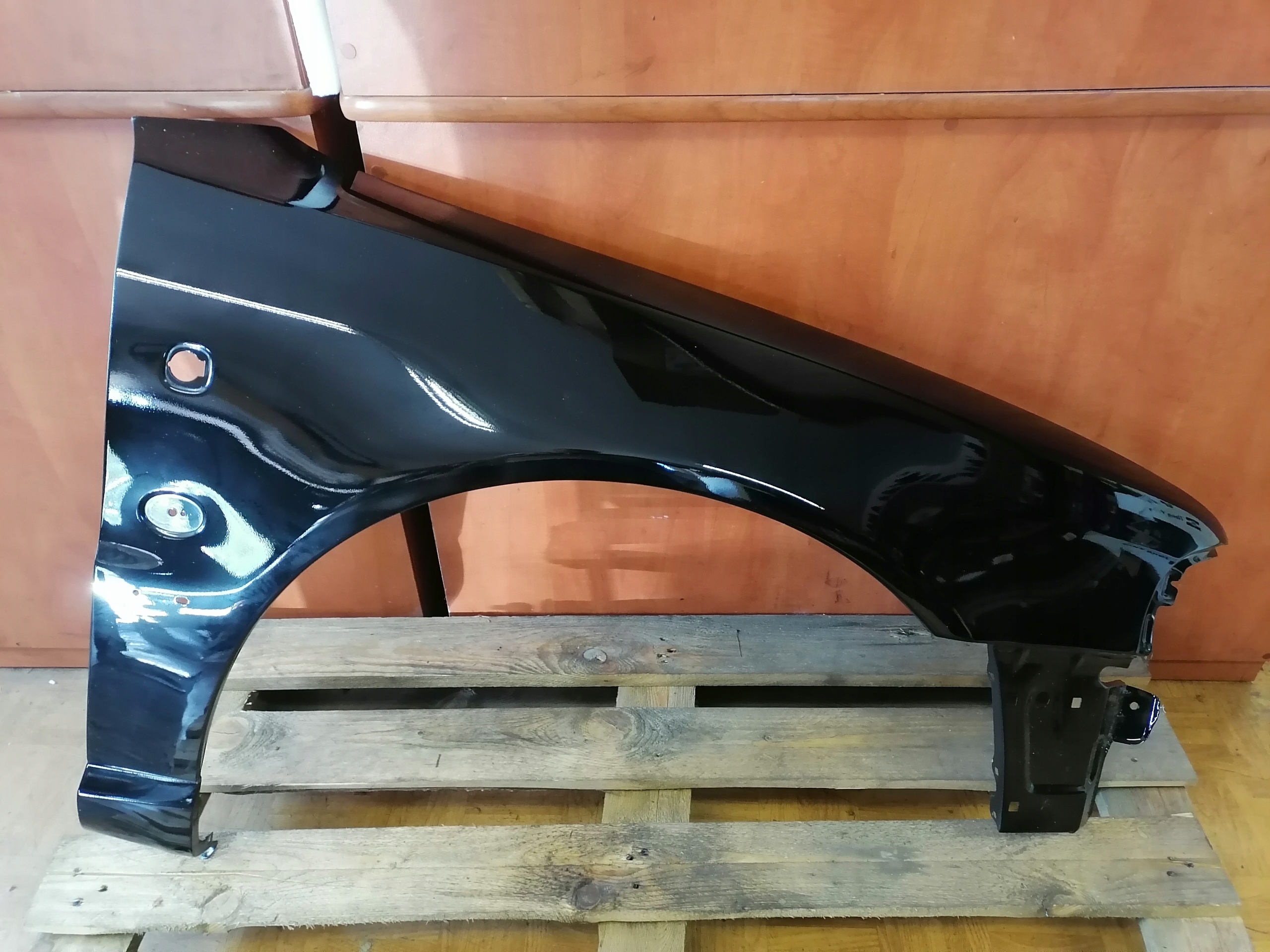 BŁOTNIK PRAWY PRZÓD AUDI A4 B5 PRZEDLIFT LY9B 542343243 za 560 zł z ...