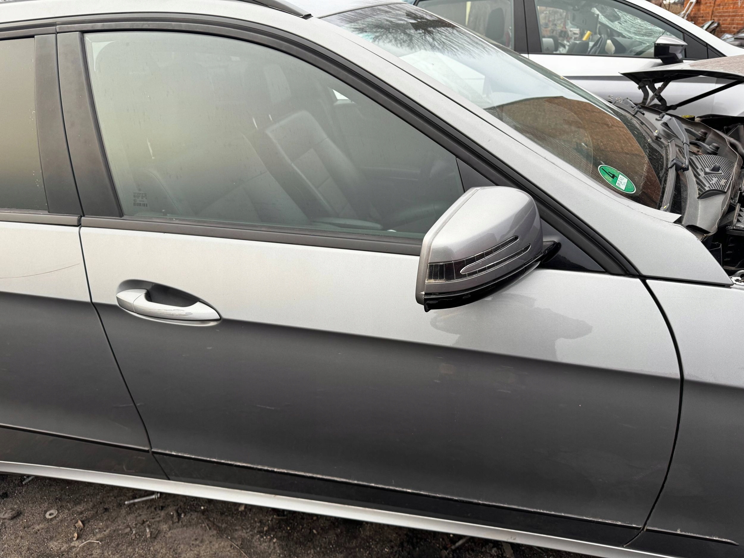 Mercedes-Benz E W212 2012 DRZWI PRZEDNIE PRAWE PRZÓD PRAWY KOLOR 792 ...