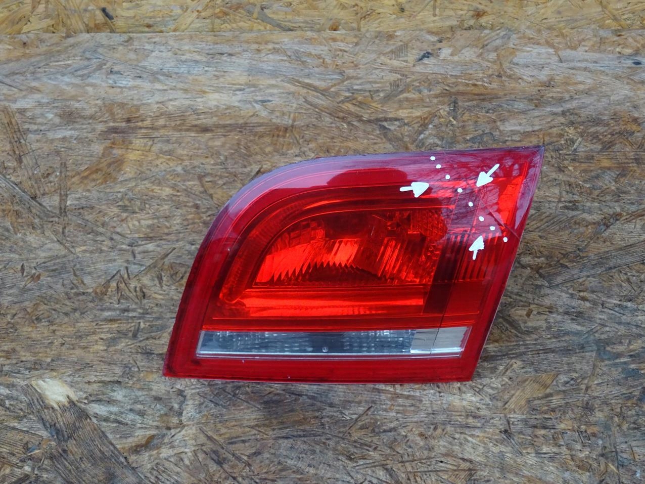 AUDI A3 8P 8P4 5D SPORTBACK LIFT LAMPA KLAPY PRAWA TYŁ TYLNA LED ...