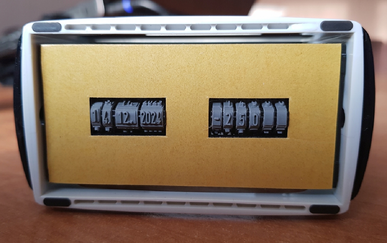 Pieczątka - datownik z numeratorem oraz tekstem, logo TEKST+DATA ...