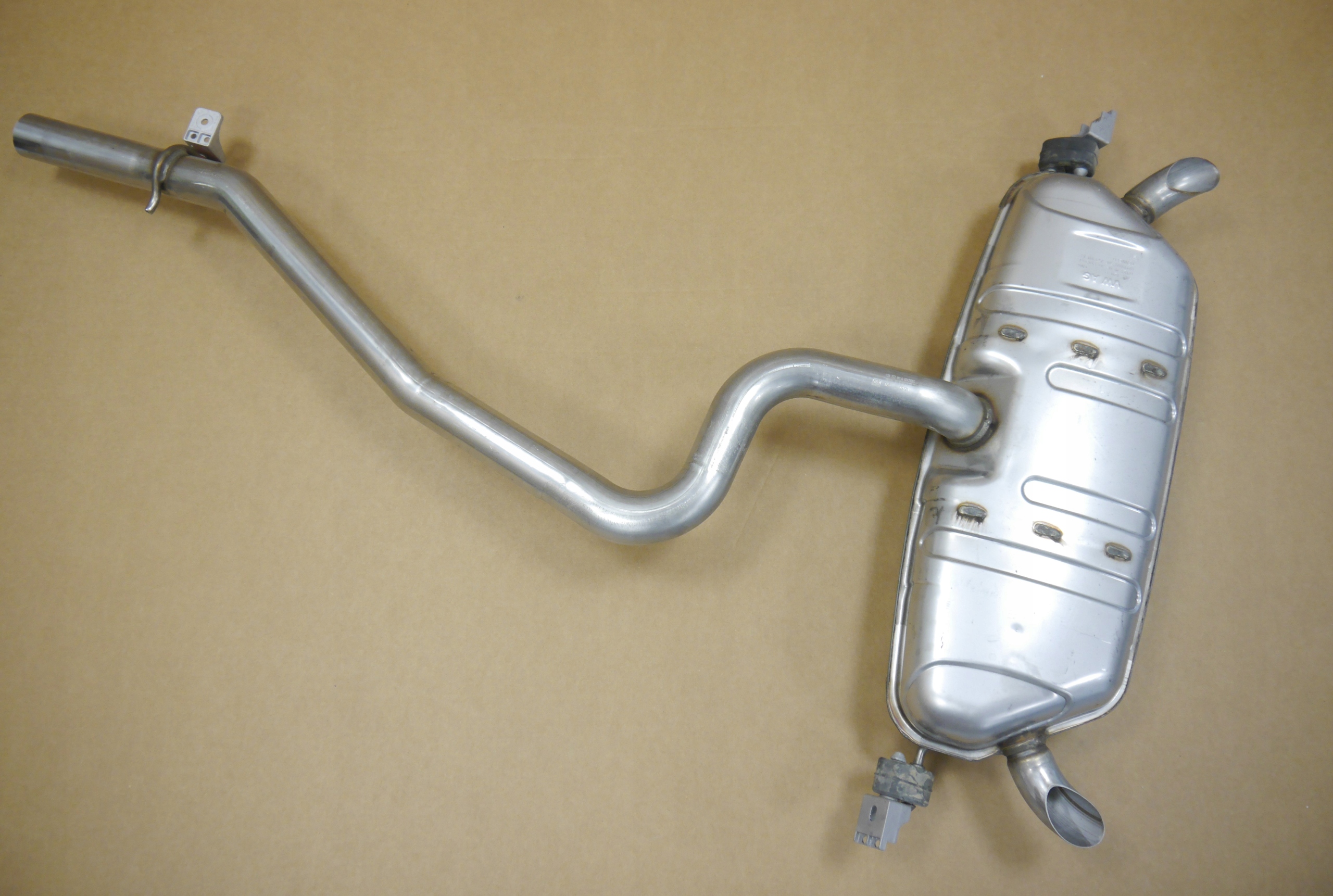 AUDI Q3 83A WYDECH TŁUMIK 5QF253611AJ 5QF253611AJ od audiolcar za 1500 ...