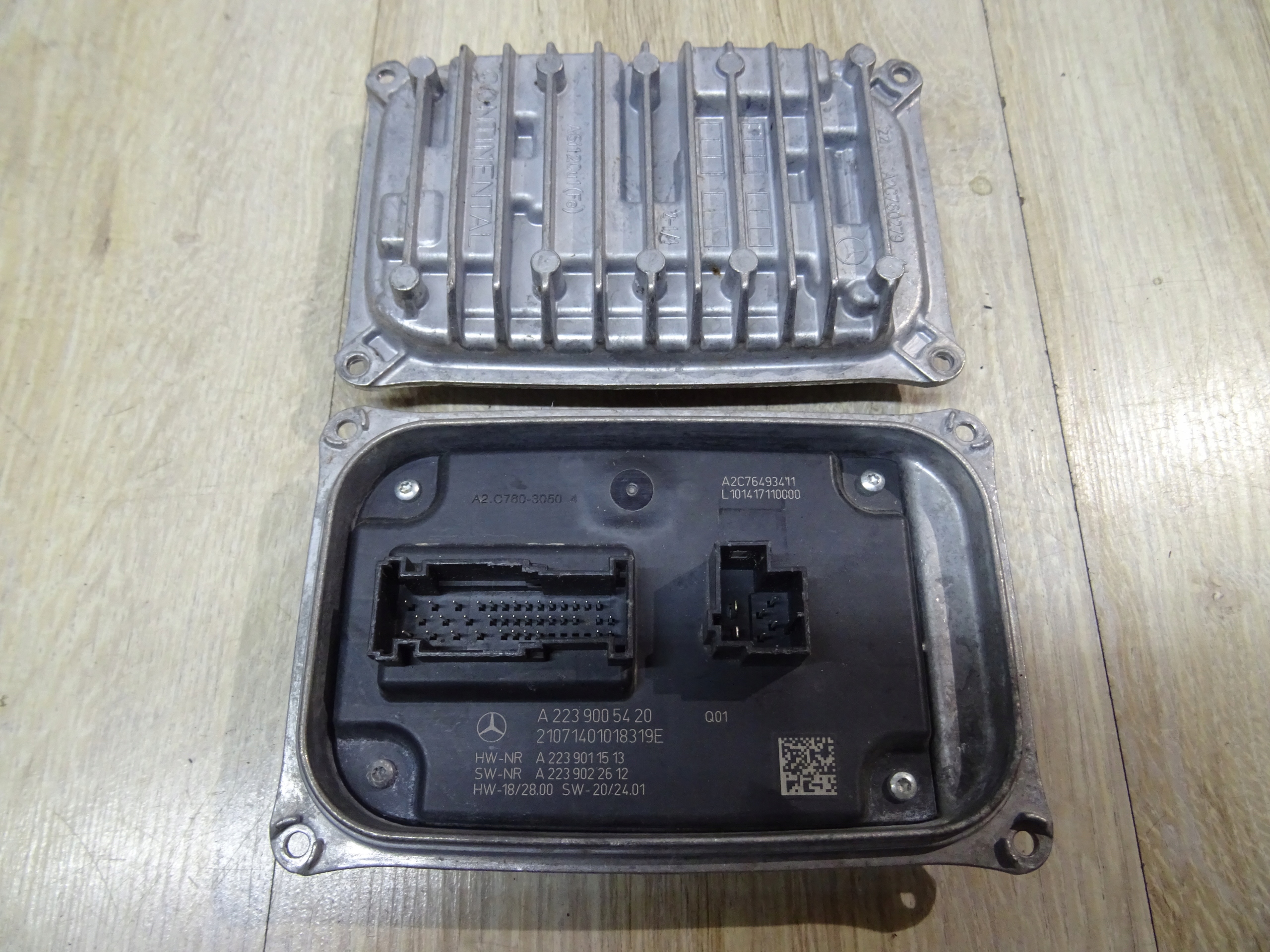 Przetwornica moduł led Mercedes-Benz OE A2239005420 - porównaj ceny ...