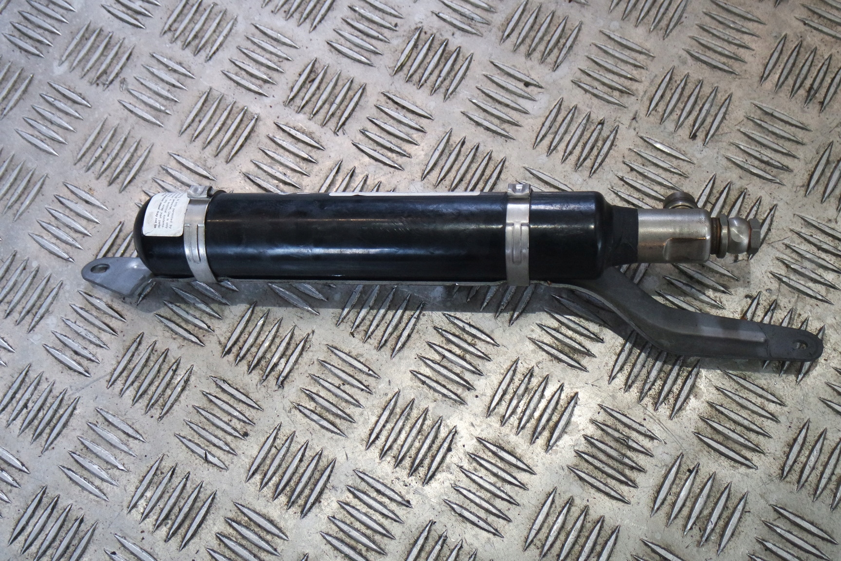 A1908601800 A1908601800 - Вогнегасник двигуна MERCEDES W190 GT AMG ...