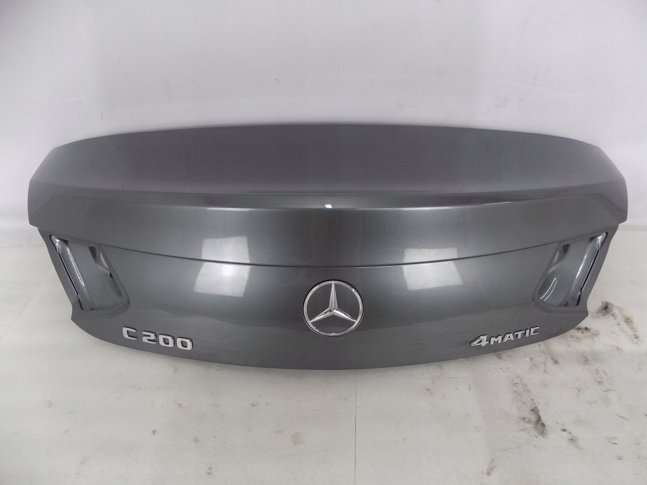 Mercedes W205 Cabrio Klapa Tył A2057506100 - porównaj ceny - Allegro.pl