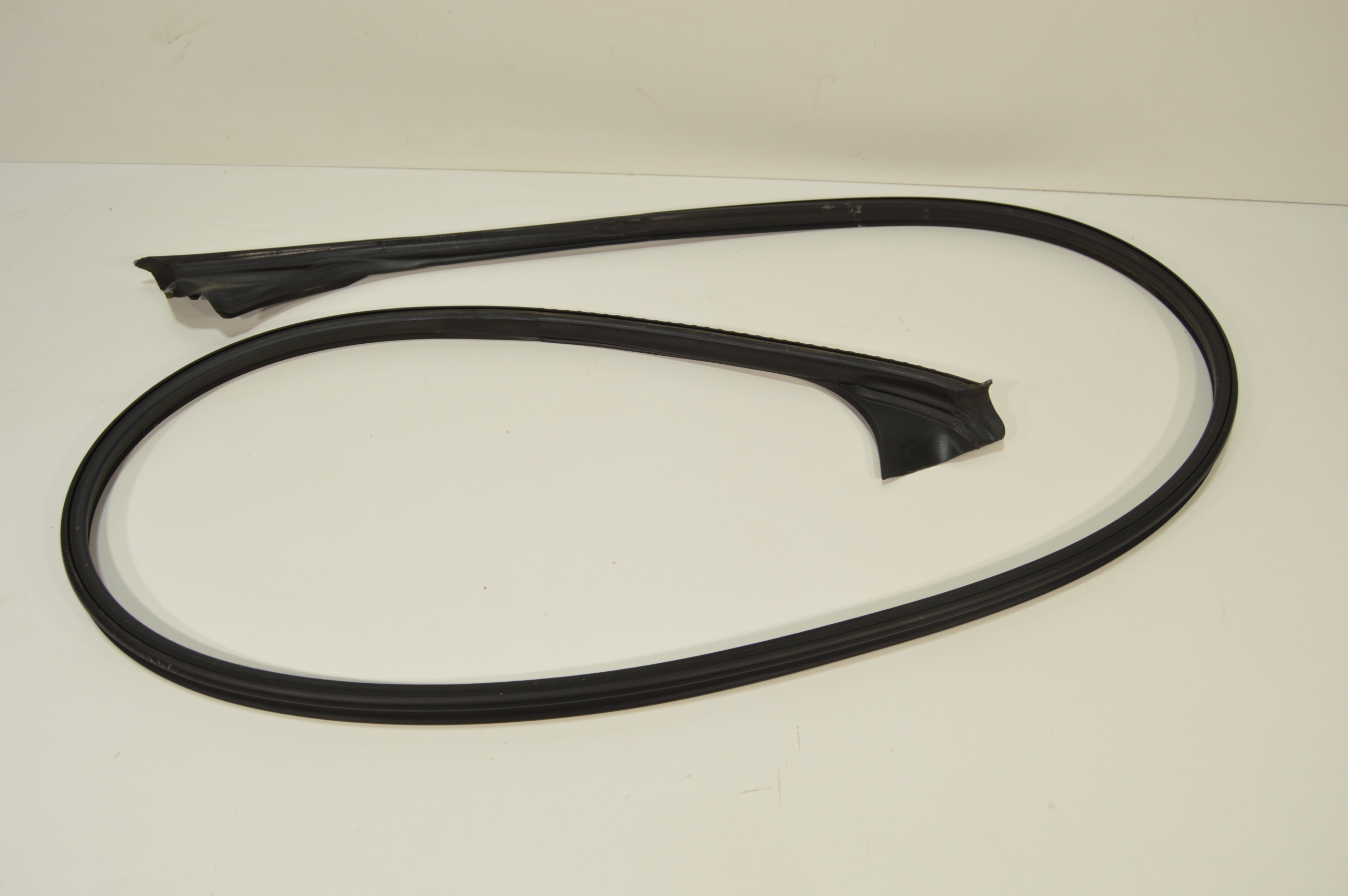 Mercedes-Benz OE A1176730321 uszczelka szyby - porównaj ceny - Allegro.pl