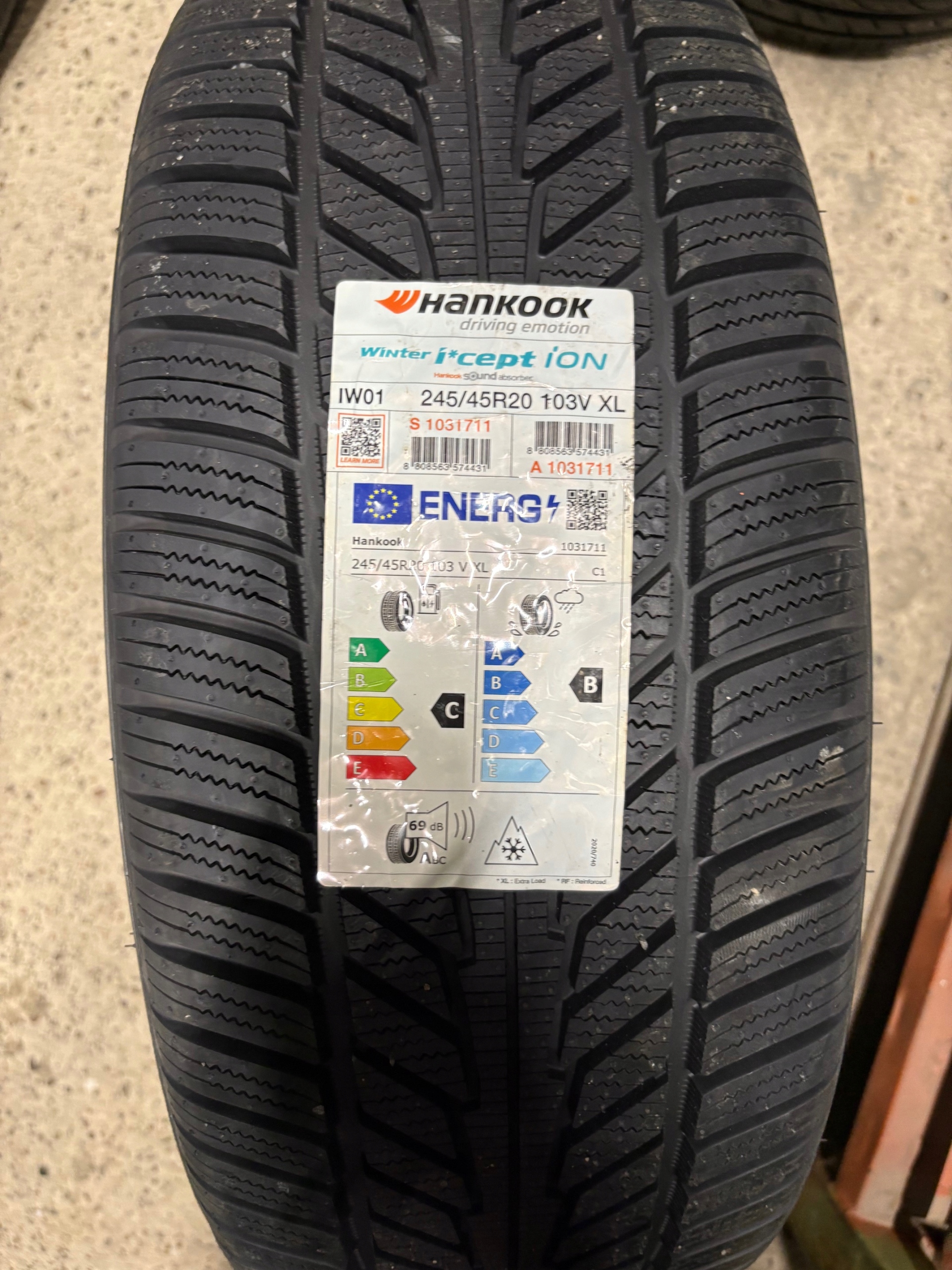 245/45R20 HANKOOK IW01 1031711 8808563574431 za 684.00PLN z Miłosław - Allegro - (17660520363)