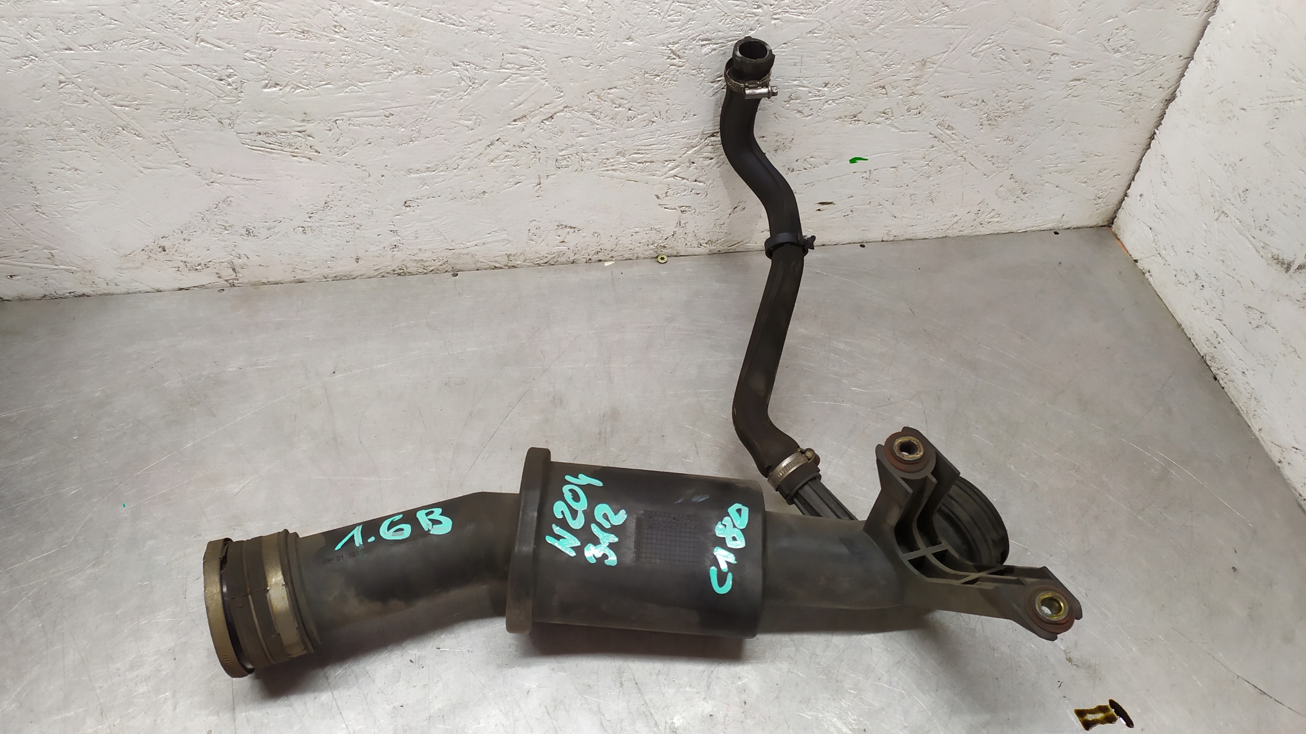 MERCEDES C KLASA W204 1.6 CGI RURA DOLOT POWIETRZA REZONATOR ...