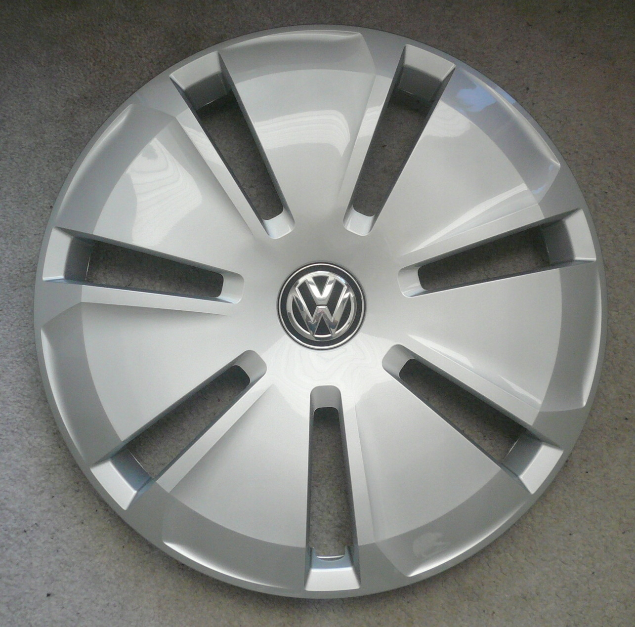 Kołpaki VW Volkswagen T5 T6 Multivan Transporter 16 cali NOWE 7LA601147 za 285 zł z Warszawa ...