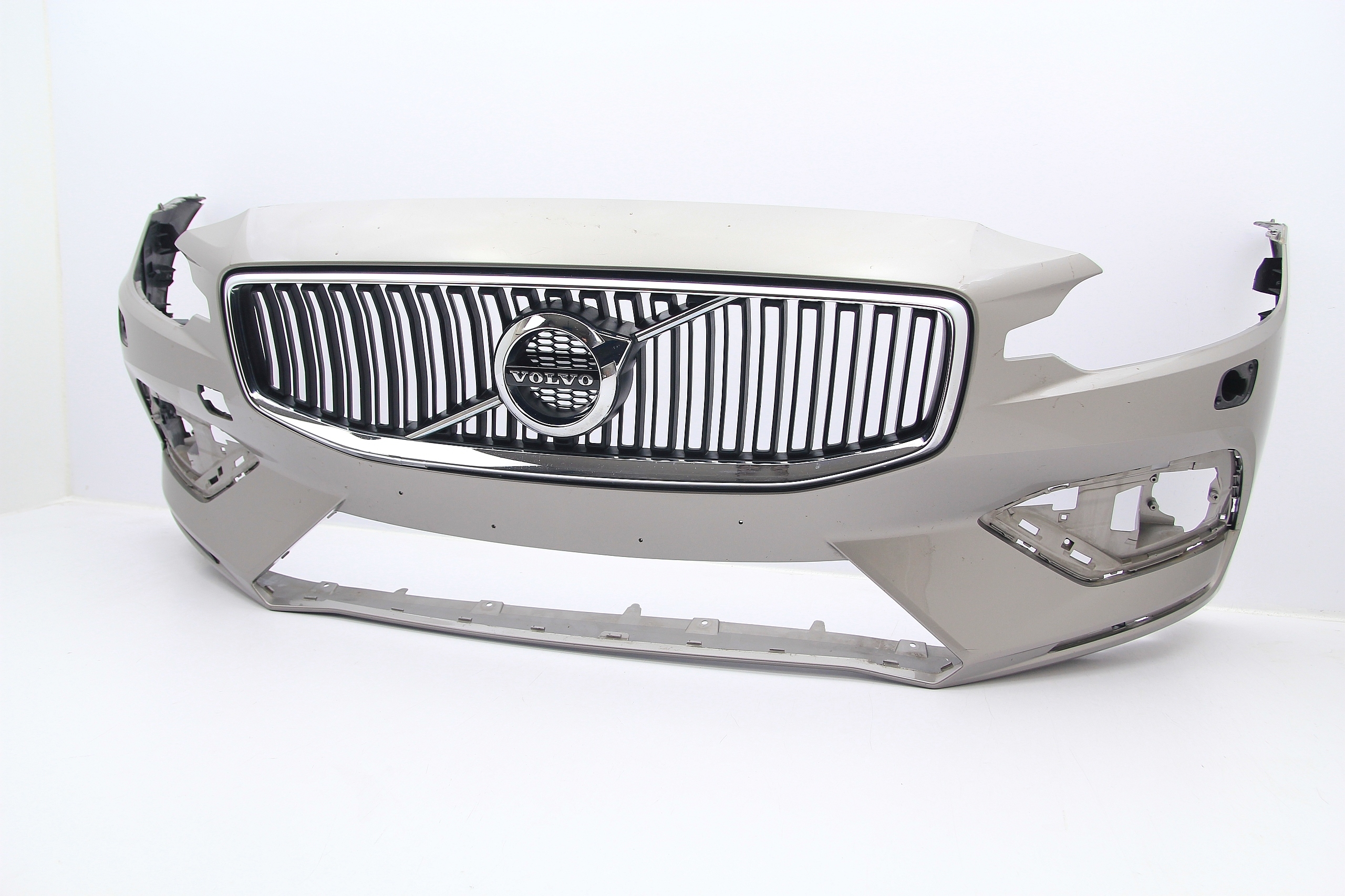 Bumper Volvo - Niska cena na Allegro