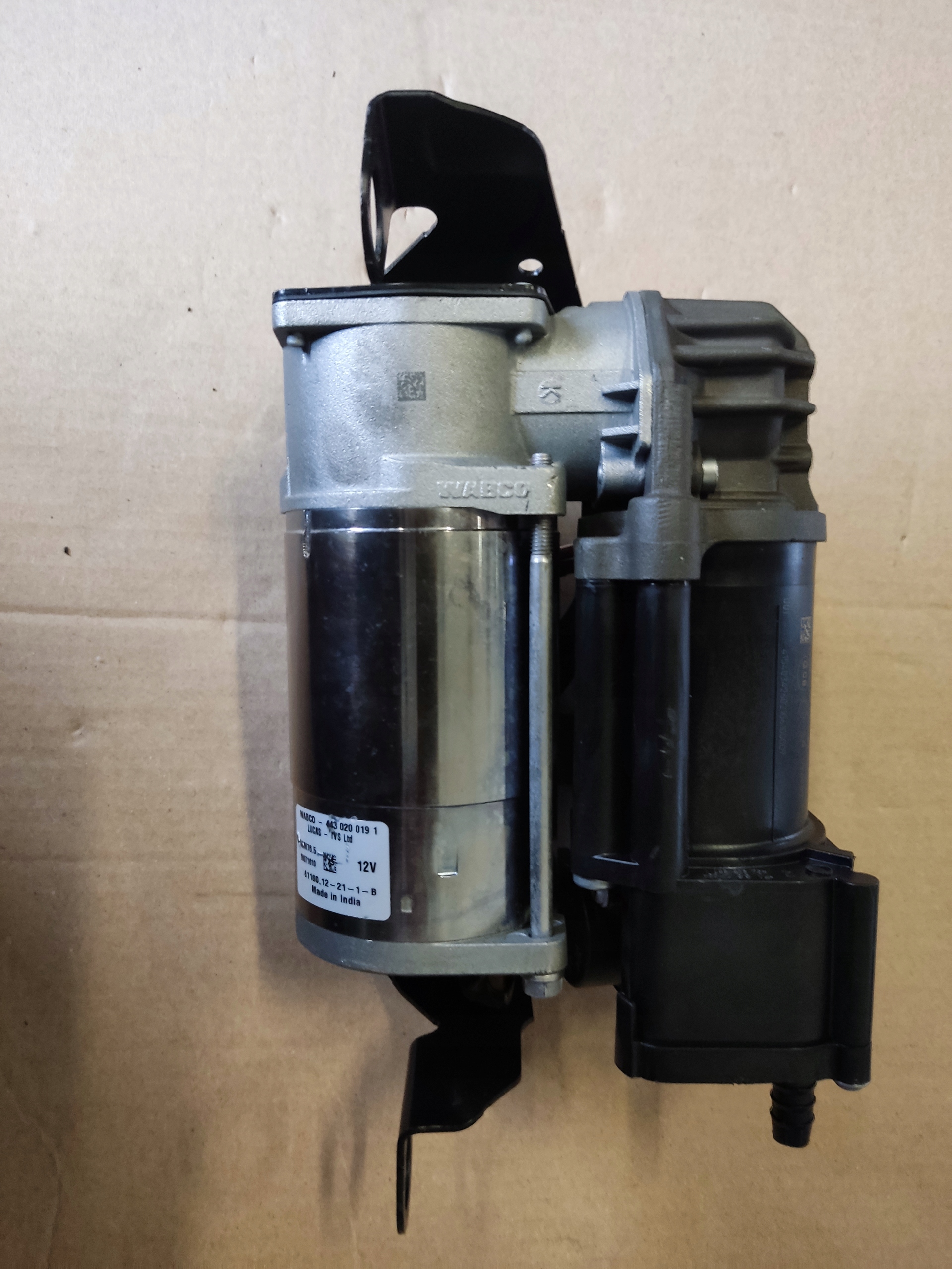 KOMPRESOR POMPA ZAWIESZENIA MERCEDES A2133200104 A2133200104 za 800 zł ...