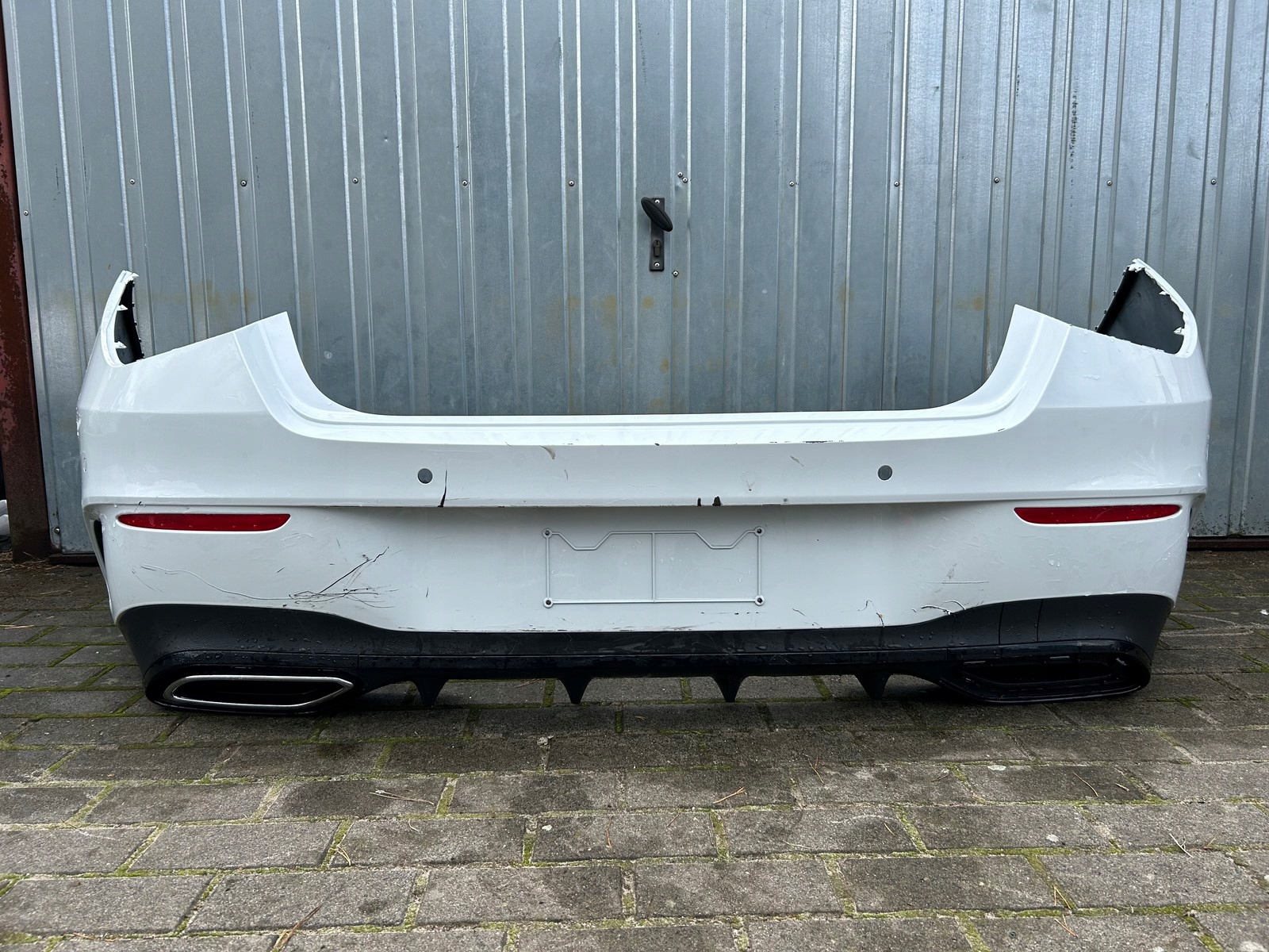 MERCEDES CLA 118 KOMBI AMG ZDERZAK TYŁ TYLNY za 650.00PLN z ROGALINEK ...