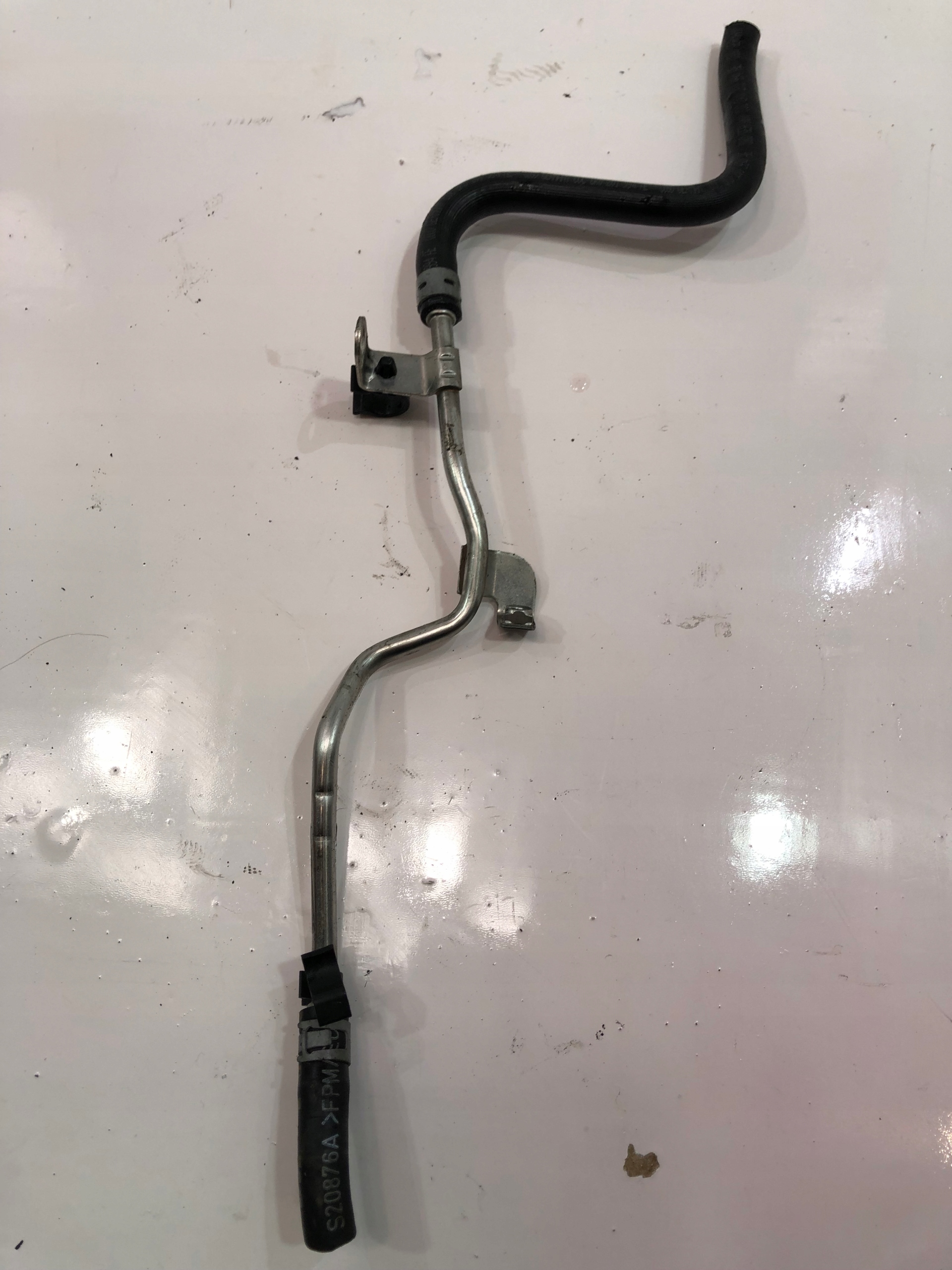 Audi OE 8K0201994AE przewód paliwa cdh za 39.90PLN z Jelenia Góra ...