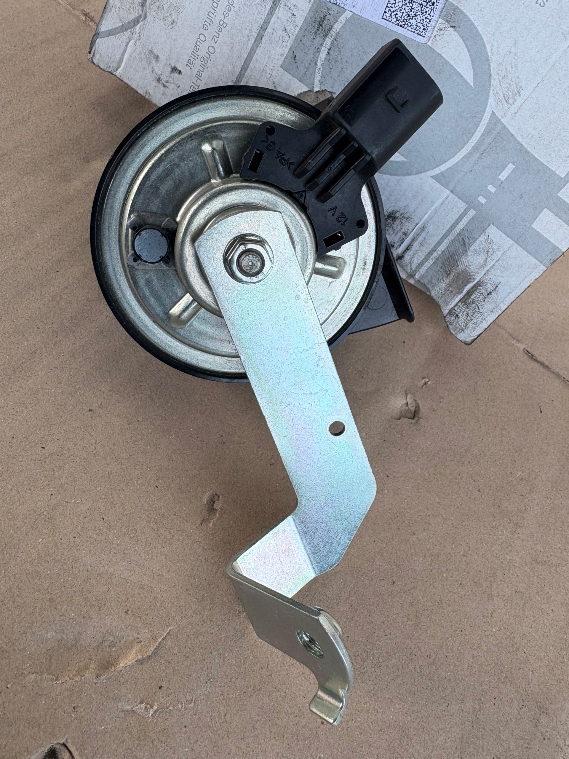 MERCEDES V-KLASA W447 ROK 2025 KLAKSON SYGNAŁ A 4475421100 za 300.00PLN ...