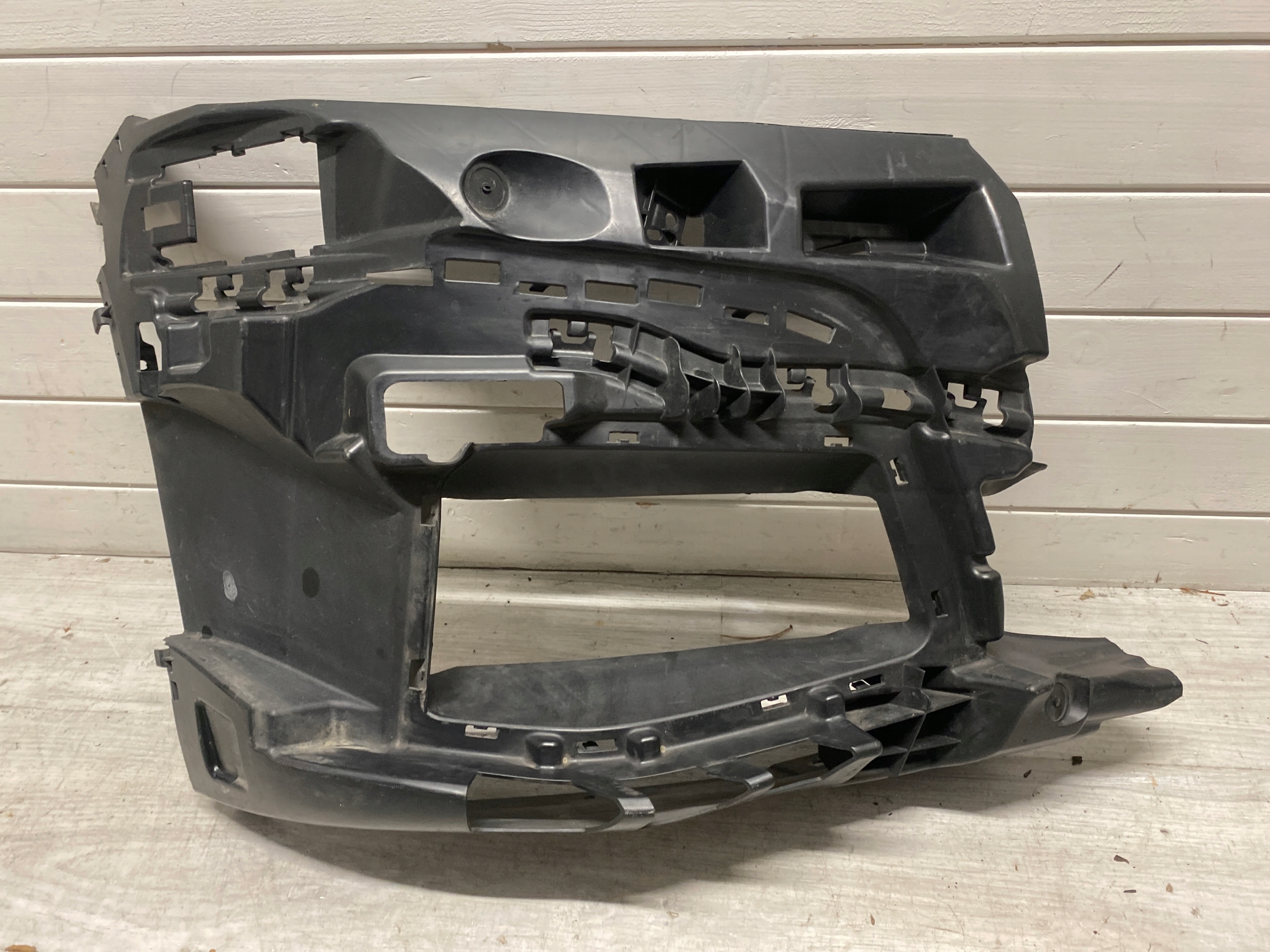 ŚLIZG ZDERZAKA PRAWY PRZÓD BMW 7 G11 LIFT 8073992 - porównaj ceny ...