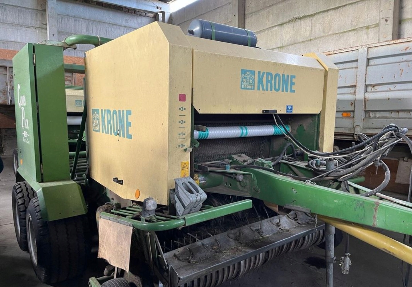 Krone Combi Pack 1250 multi-cut Praso owijarka Krone combi Pack 1250 ...