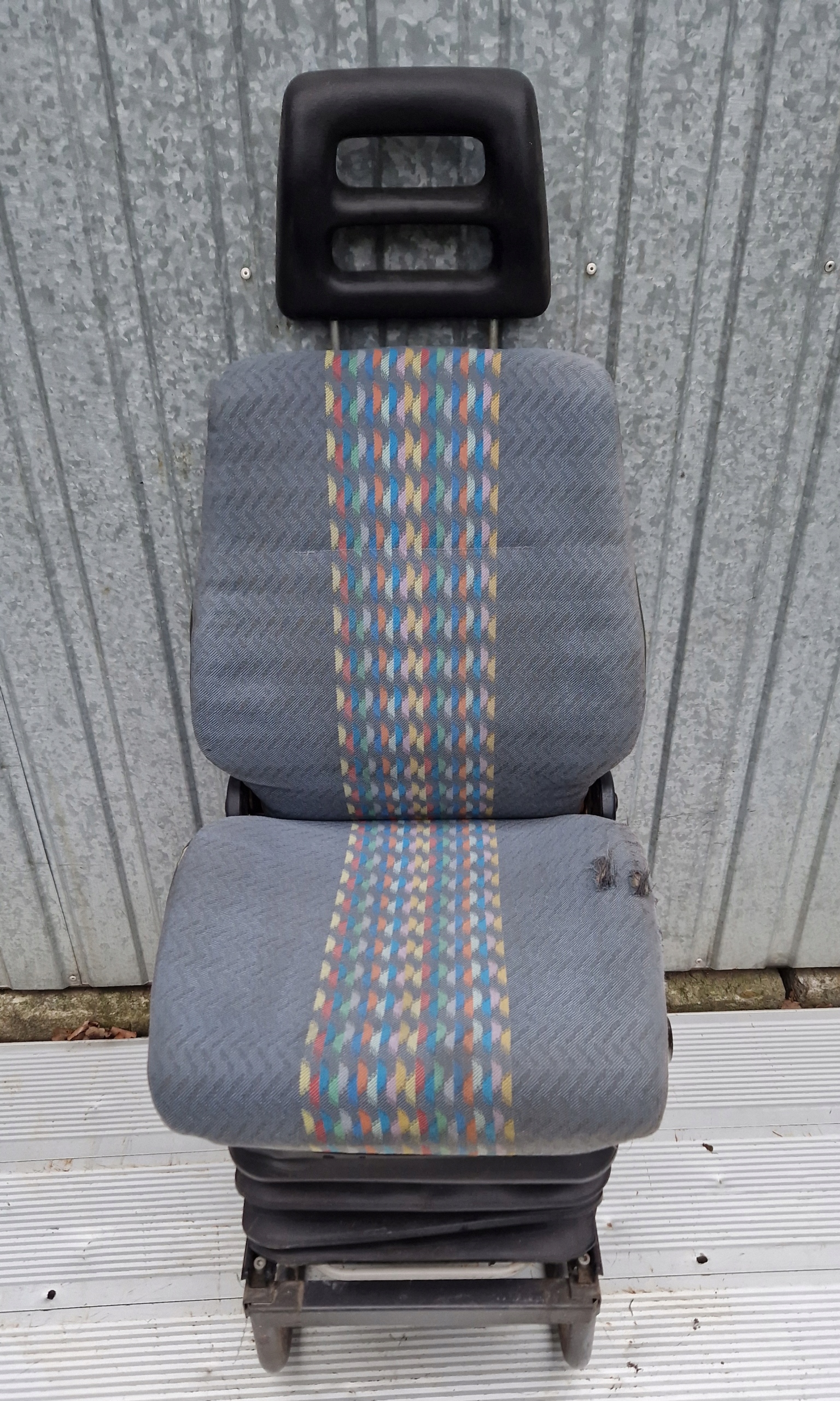 IVECO DAILY II 89-99 FOTEL PNEUMATYCZNY KIEROWCY za 700 zł z Podłęże ...