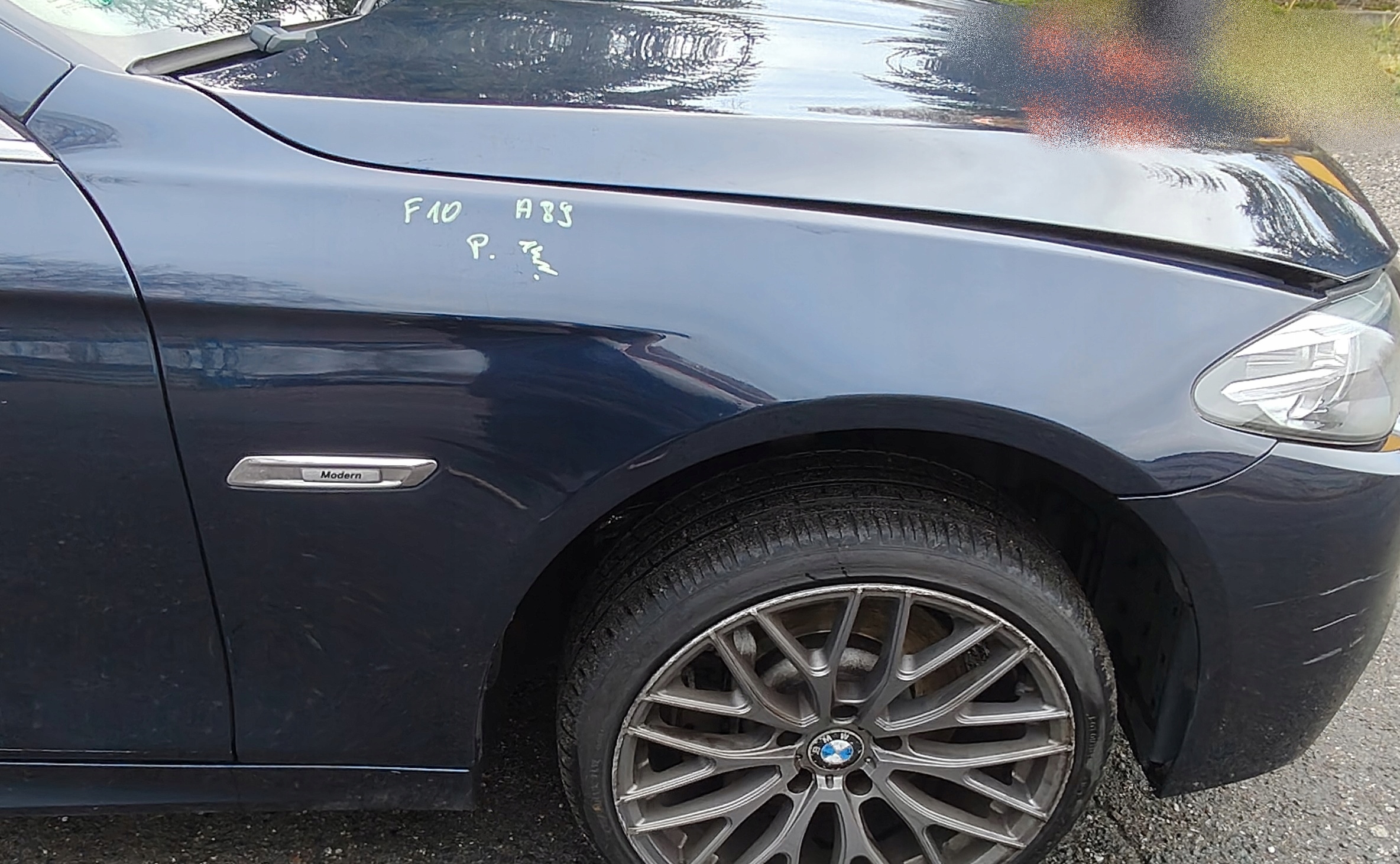 BMW F10 F11 14R BŁOTNIK PRAWY PRZÓD A89 za 799.00PLN z Szprotawa ...