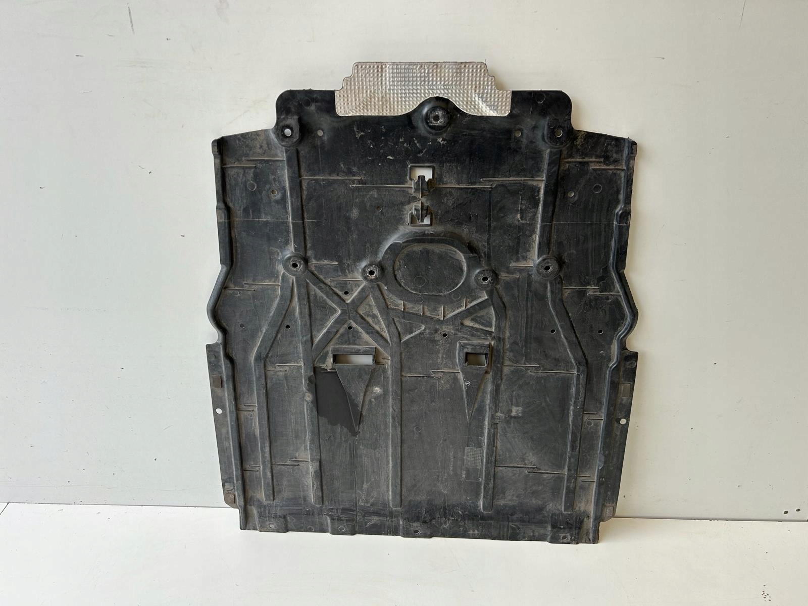 Mercedes B 247 2475201500 Osłona Pod Silnik za 299.00PLN z lubin ...