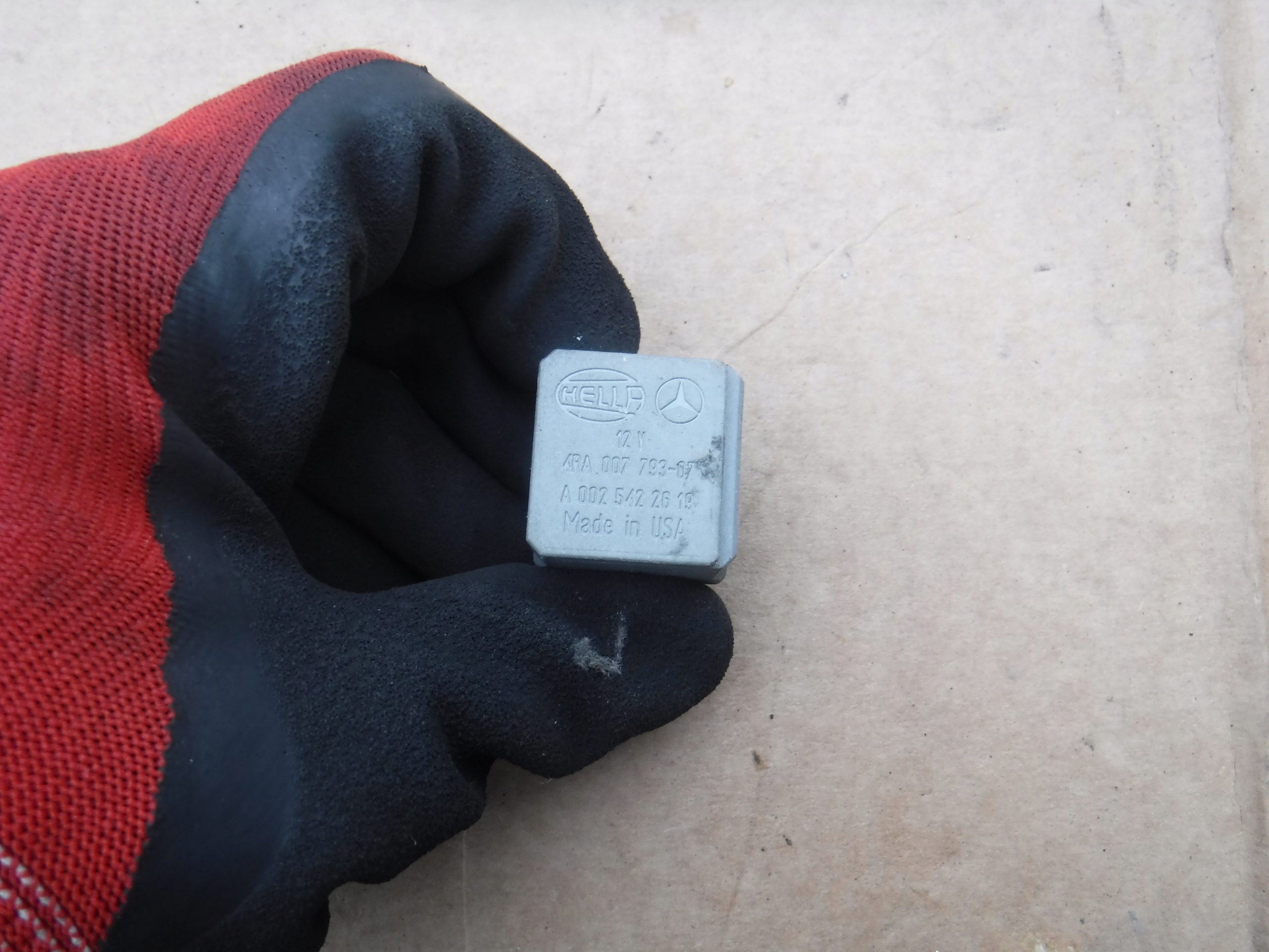 PRZEKAŹNIK MERCEDES A0025422619 A0025422619 za 25 zł z Wieluń - Allegro ...