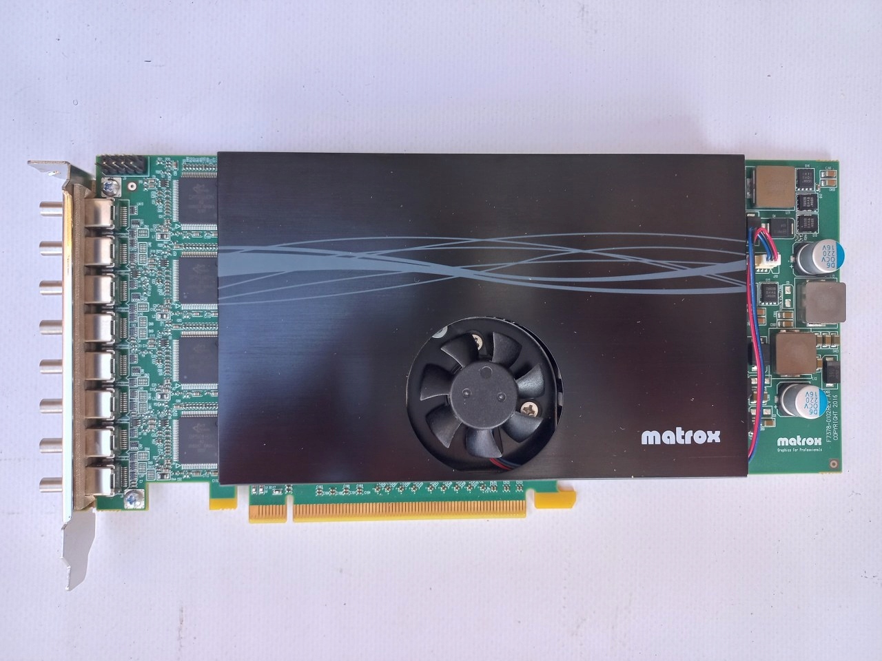 Matrox M9188 2GB E2048F Karta graficzna 8monitorów w Ostrów ...