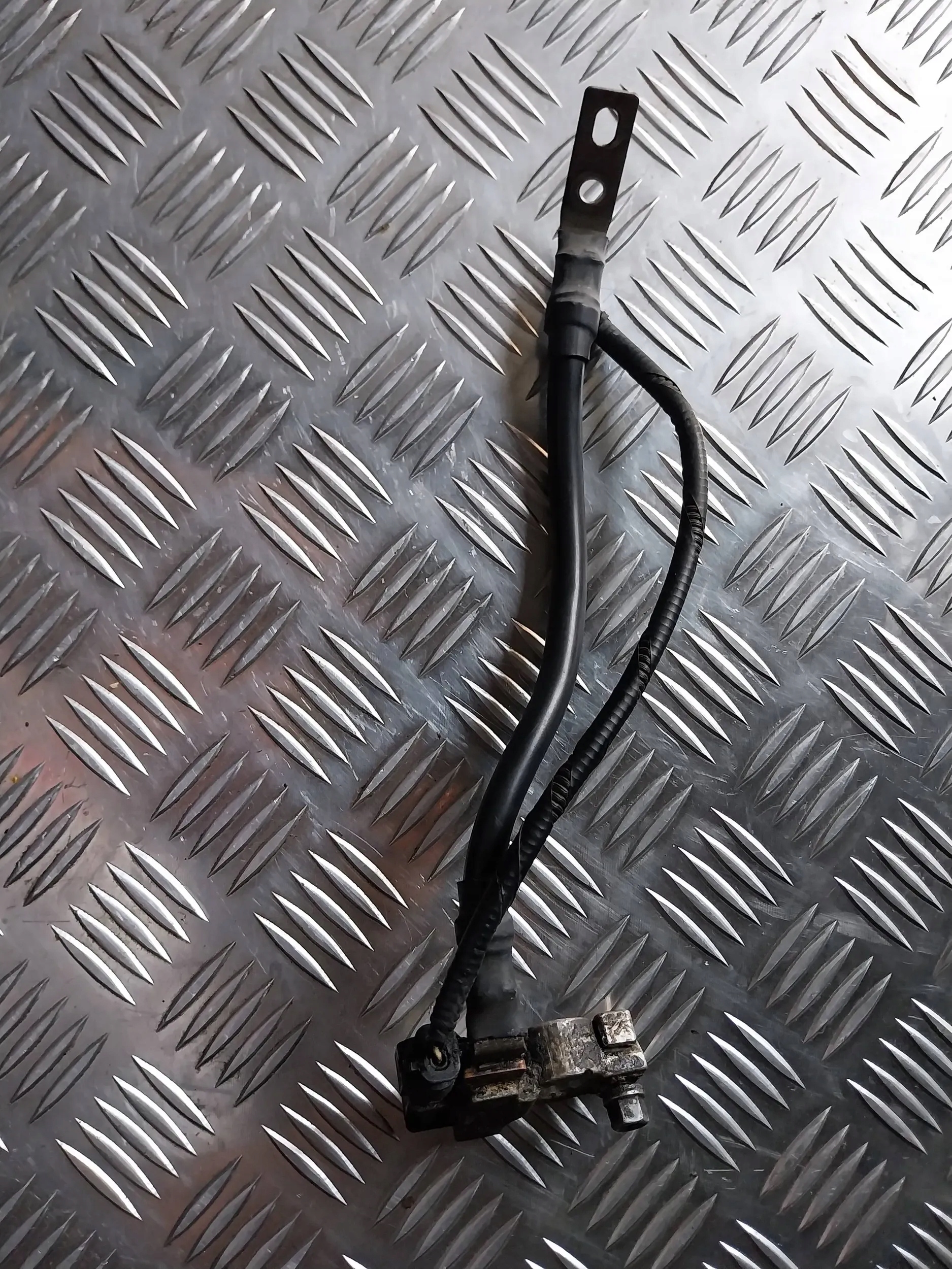 KIA Sorento 2012 371802P200 Klemy za 39.00PLN z Górno - Allegro ...