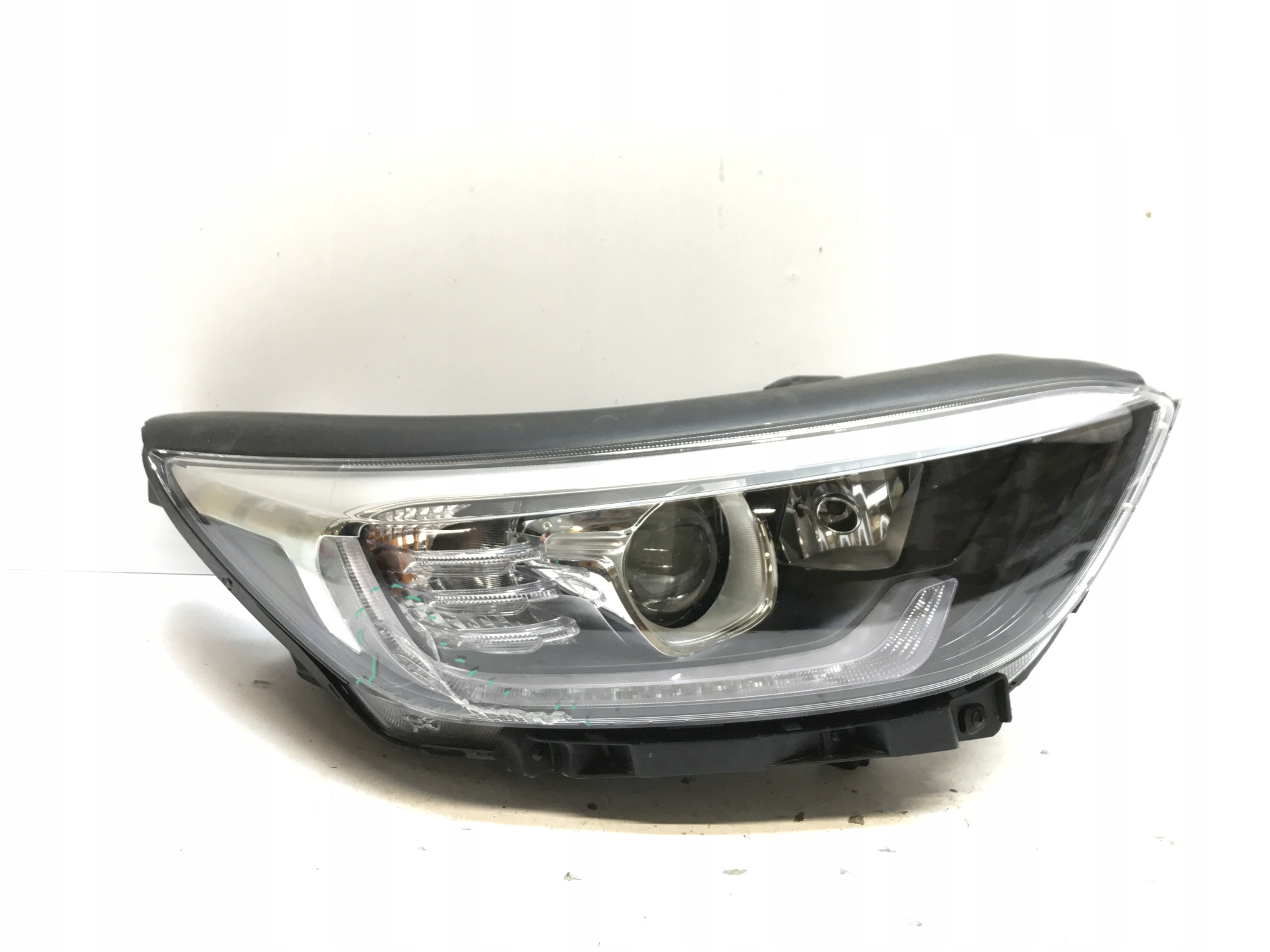 Reflektor Prawy Kia Stonic w Lampy przednie i elementy - Allegro.pl