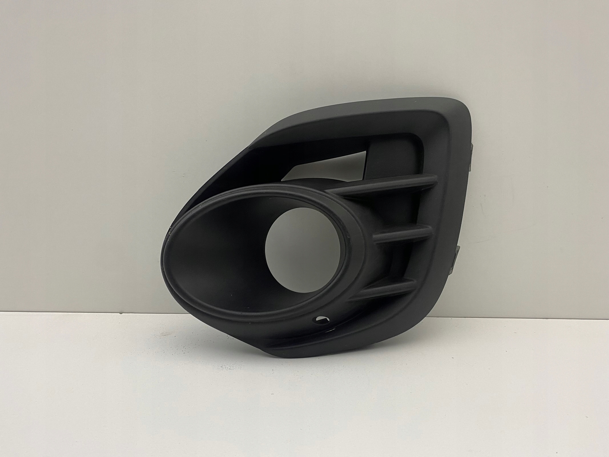 8321A687 8321A687 - MITSUBISHI LANCER X LIFT ЛЕВАЯ РЕШЕТКА БАМПЕРА 16 ...