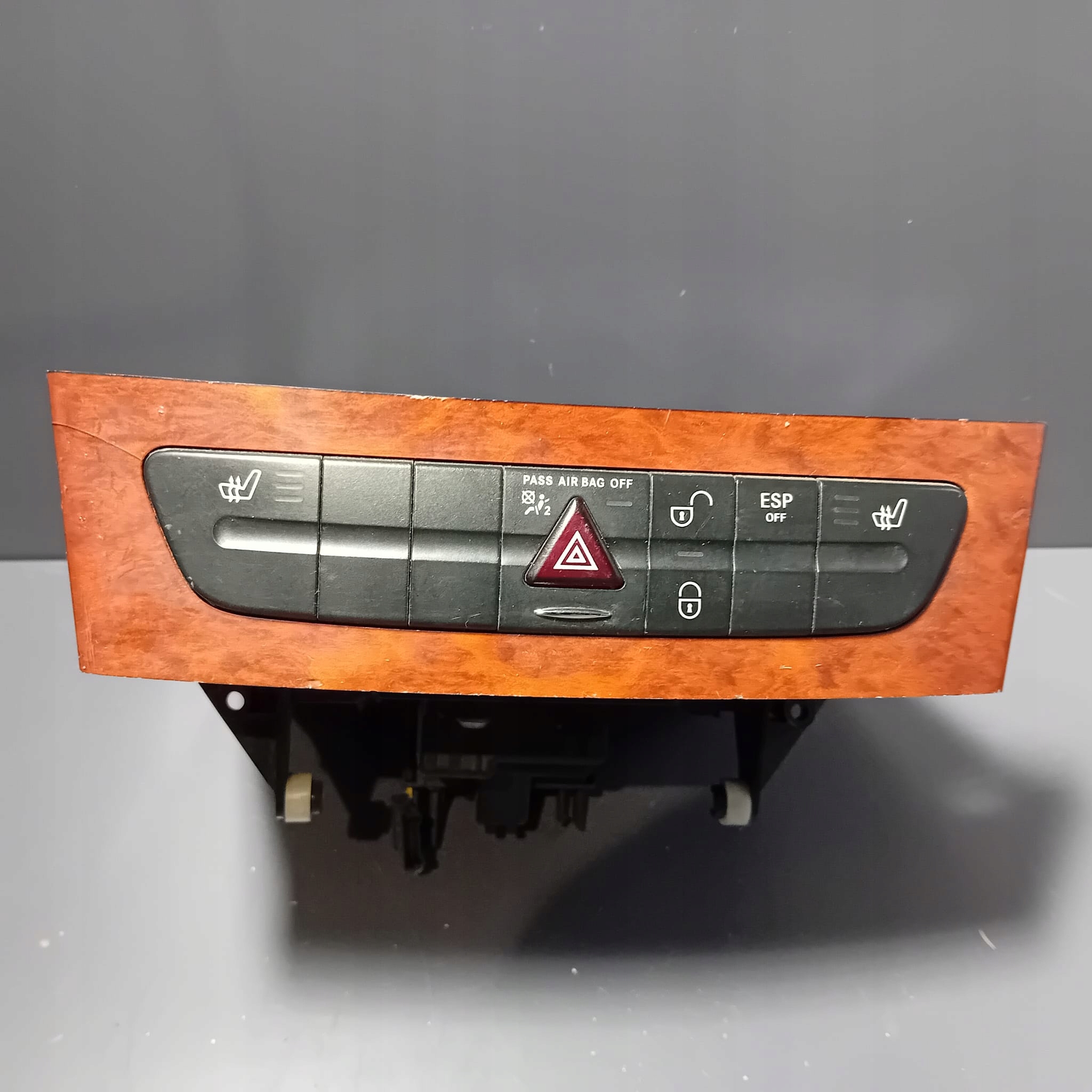 Przełącznik panel Mercedes W211 A2116800552 • Cena, Opinie - Allegro