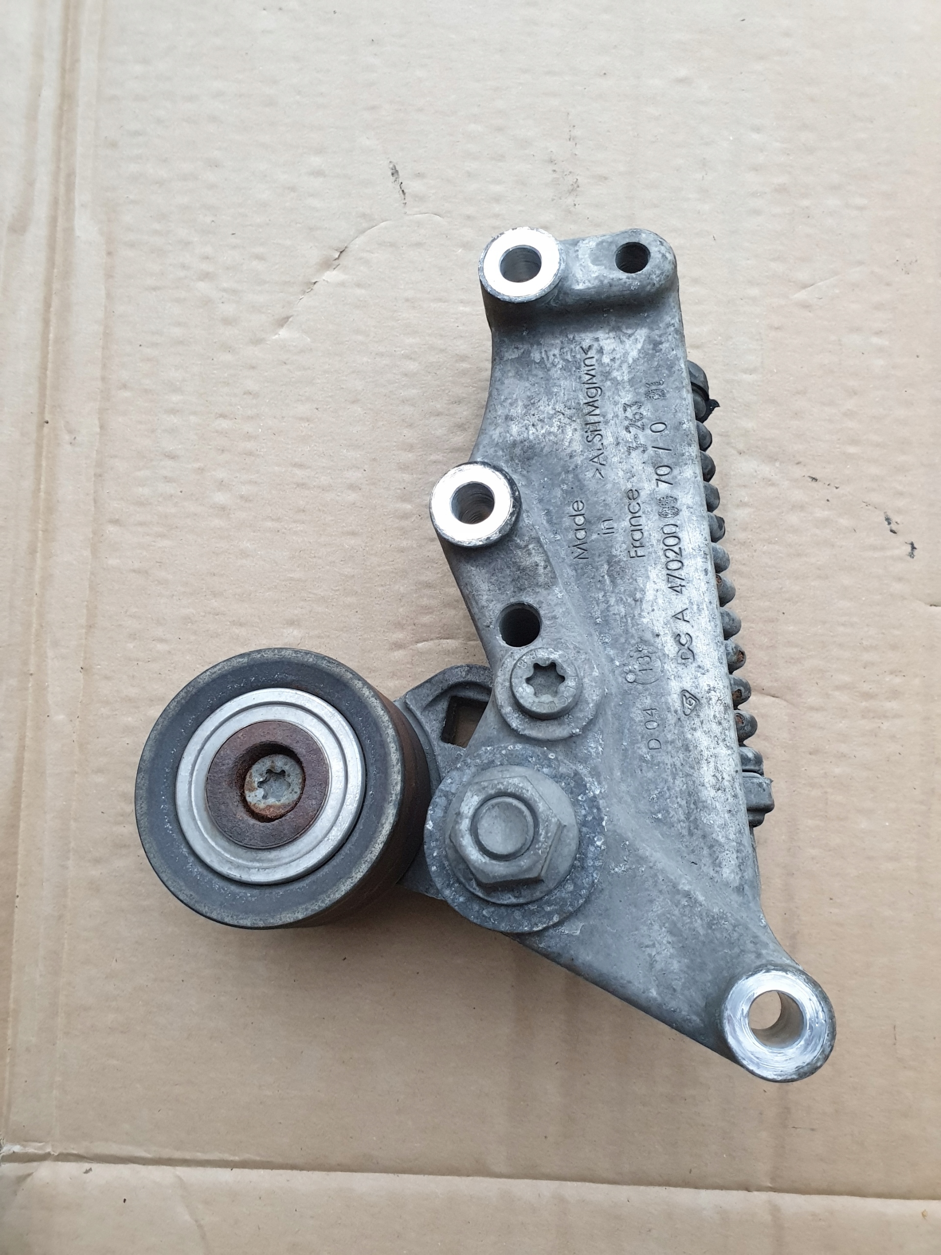 ACTROS MP4 NAPINACZ PASKA SILNIKA OM471 4702000970 za 280.00PLN z Łuków ...