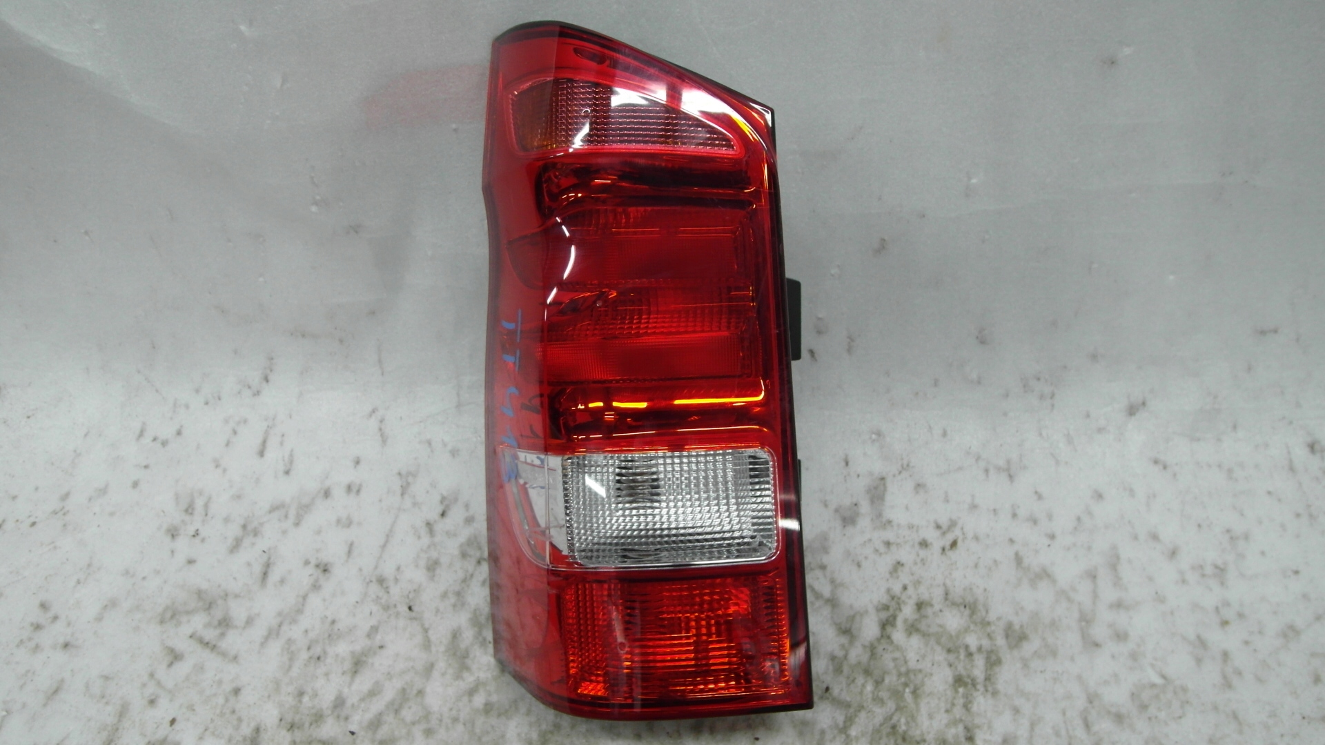 Mercedes Vito W447 lampa lewa tył A4478200064 - porównaj ceny - Allegro.pl