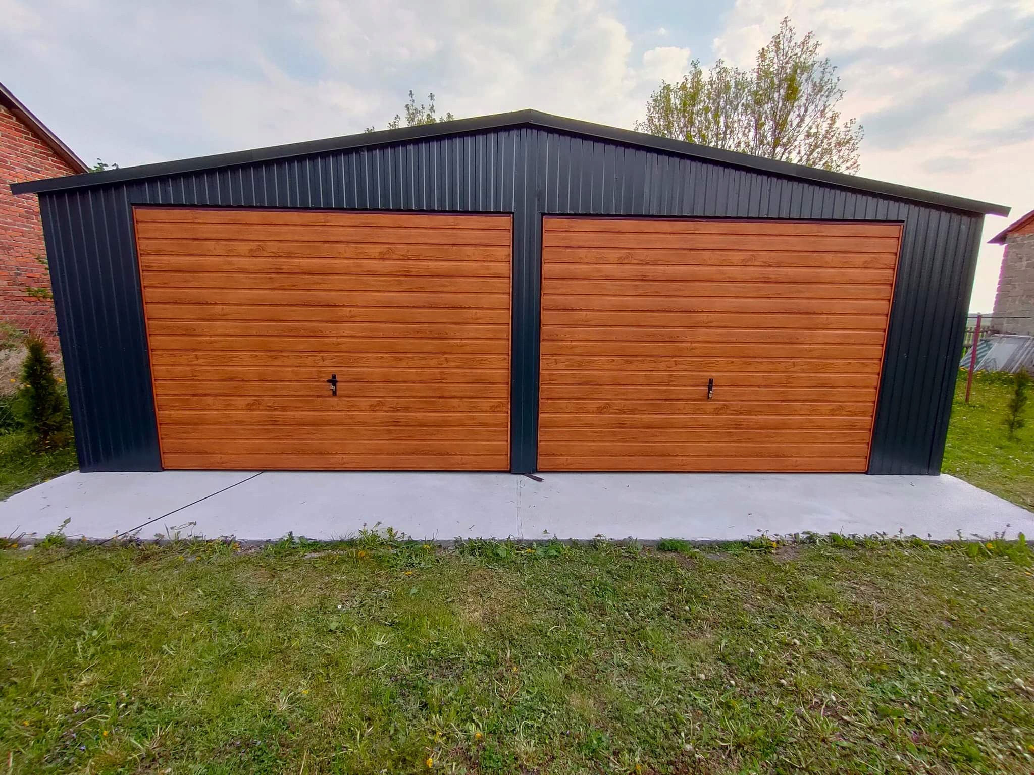 Garaże Blaszane Od Garaż Blaszany 7X7 • Cena, Opinie • Garaże ...