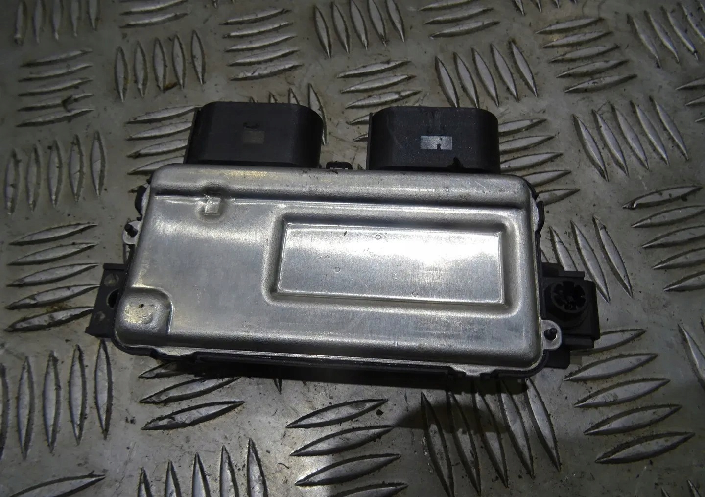 MERCEDES SPRINTER 2019 W910 MODUL POMPY PALIWA A0009008214 - porównaj ...