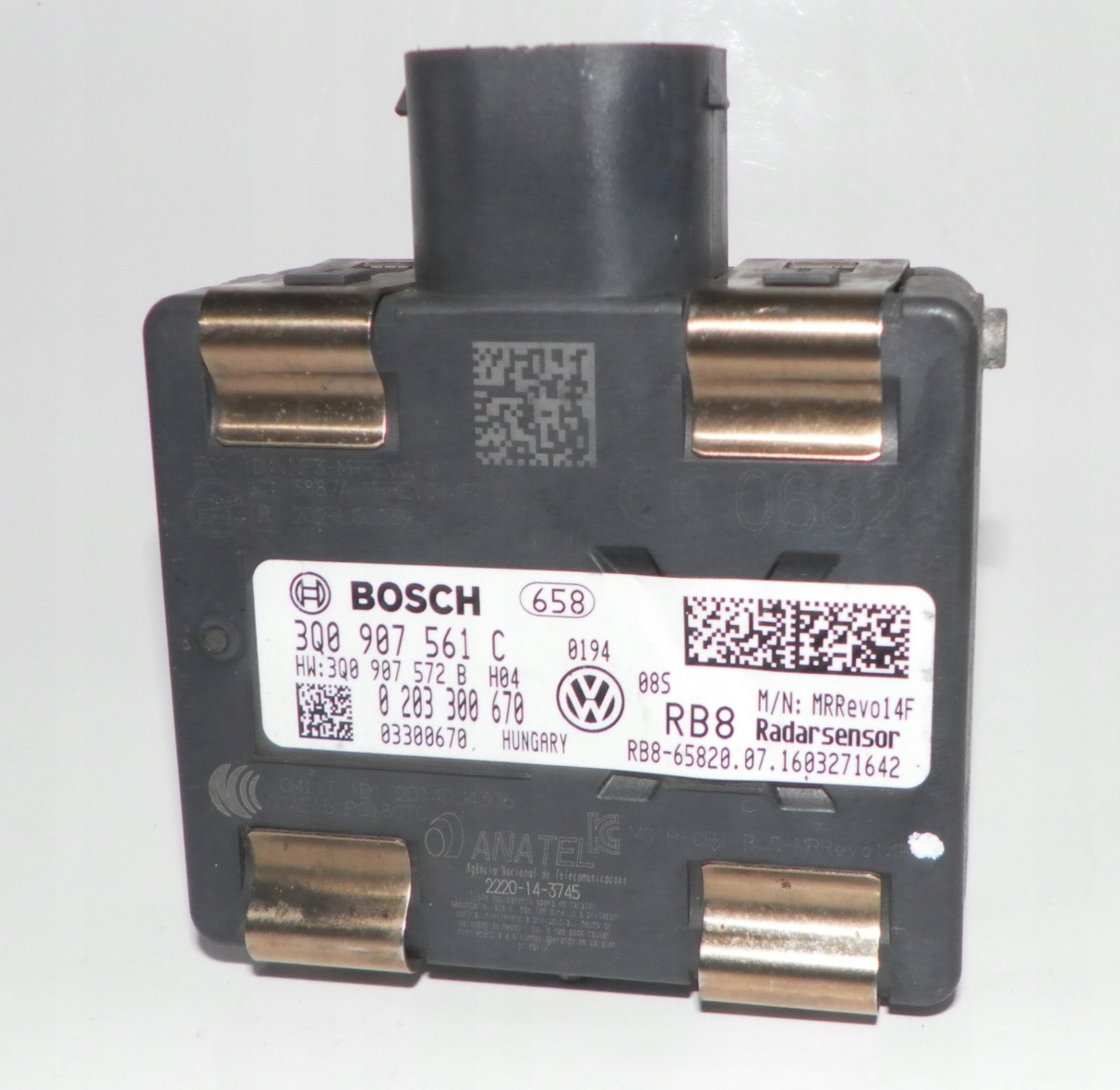 VW Passat B8 Radar Aktywnego Tempomatu AllTrack 3Q0907561C 3Q0907572B VW Passat B8 Radar ...