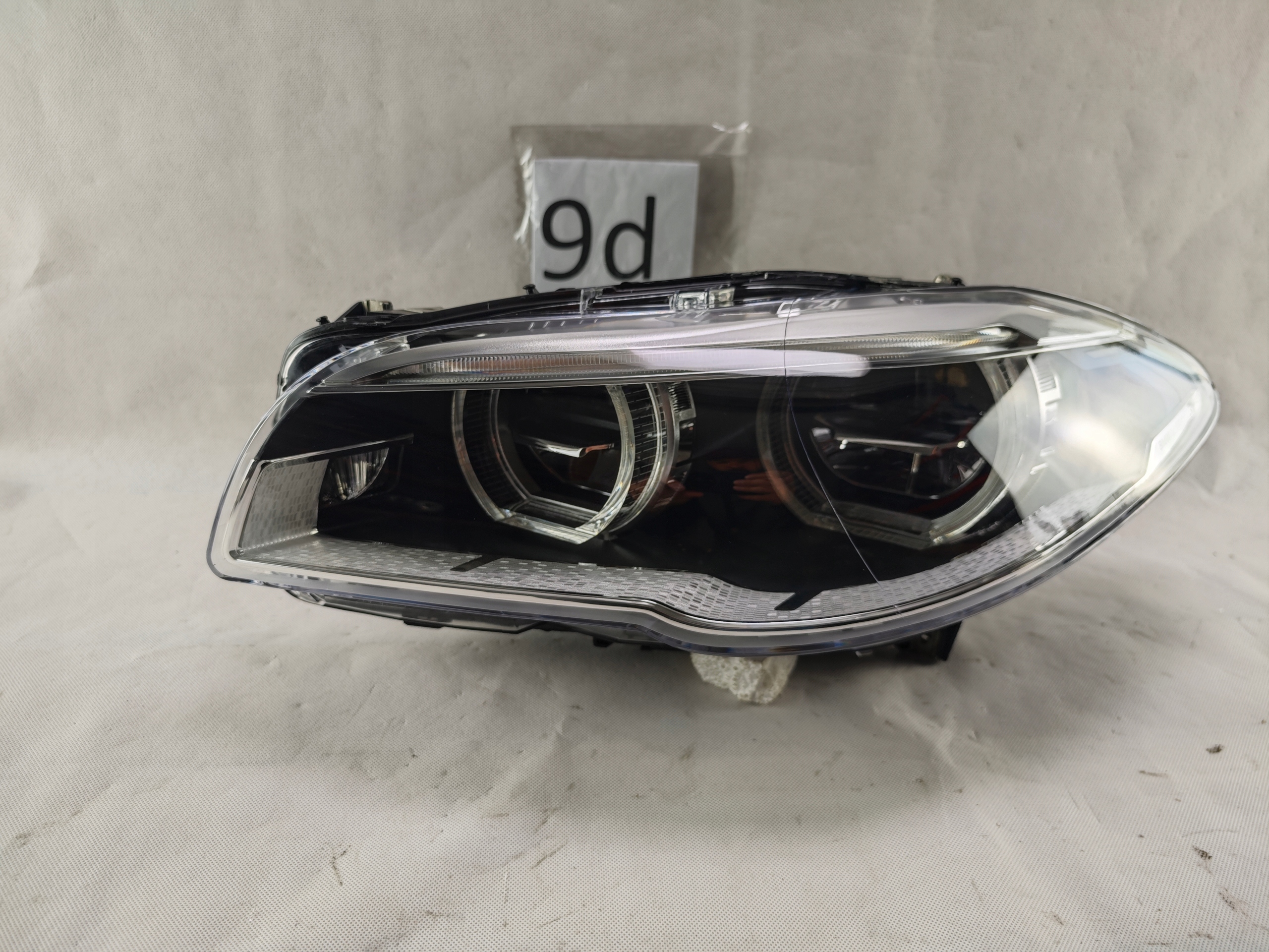 BMW F10 F11 LIFT LCI FULL LED LEWY REFLEKTOR LAMPA LEWA ADAPTIVE 7460595 za 3900.00PLN z Wijewo ...