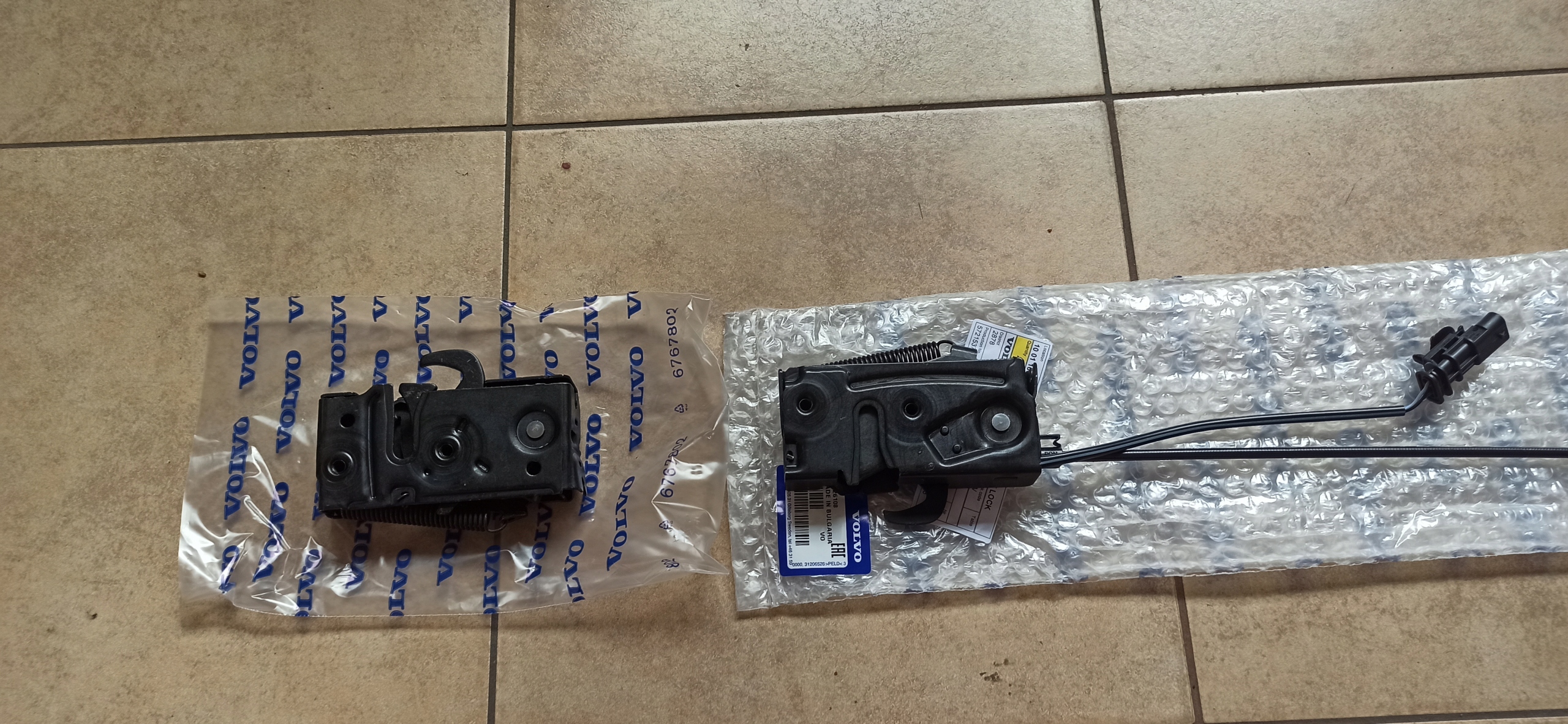 Volvo OE 32226108 32226109 - porównaj ceny - Allegro.pl