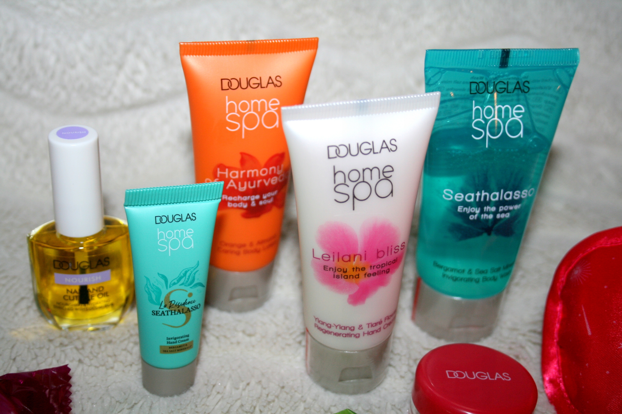 DOUGLAS HOME SPA ZESTAW MINI KOSMETYKÓW 7 SZTUK + PREZENT ...