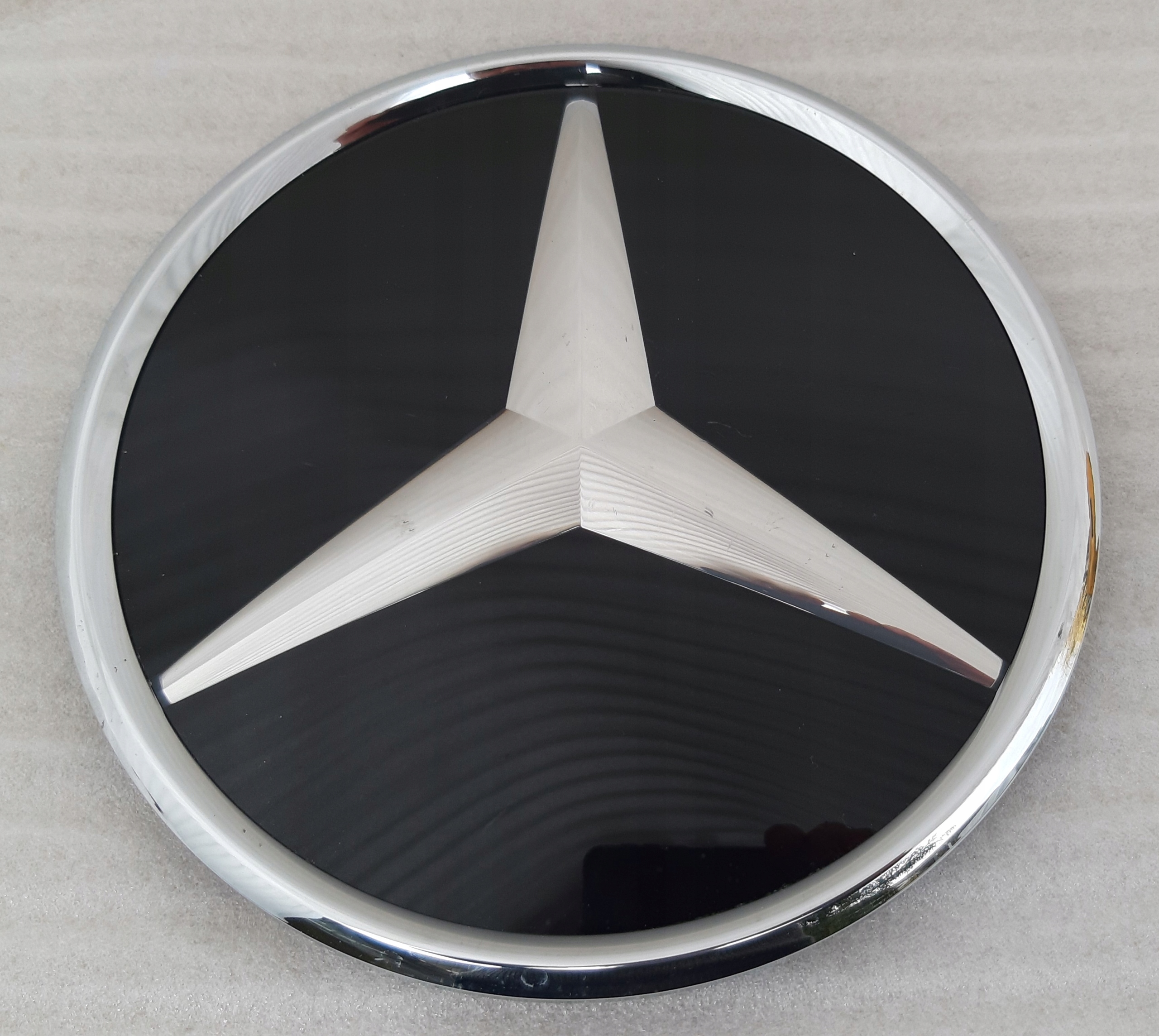 ZNACZEK EMBLEMAT MERCEDES A1648880411 ORYGINAŁ za 999.99PLN z Rybnik ...