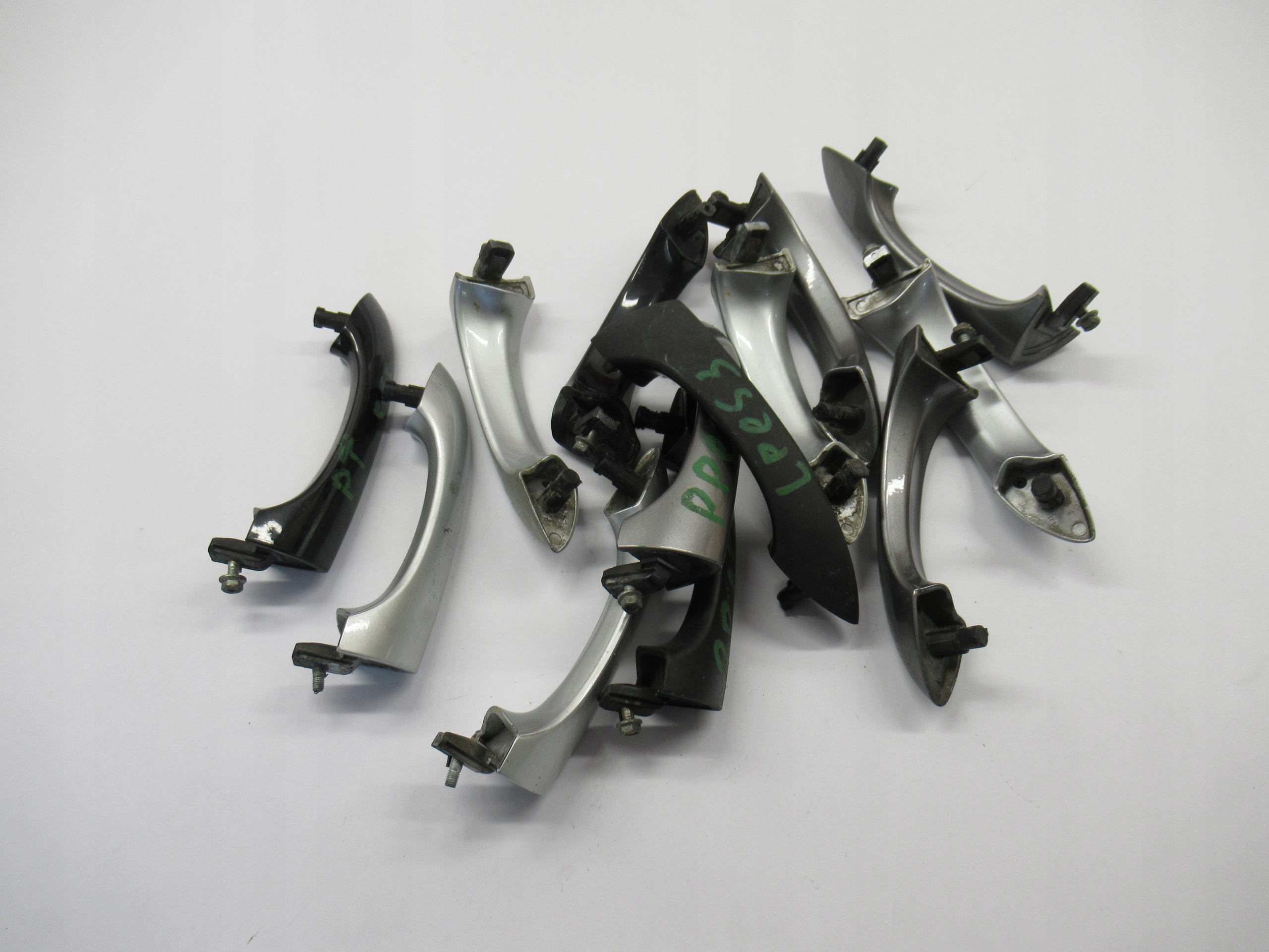 BMW E53 X5 KLAMKA DRZWI LEWY PRAWY PRZOD TYL KLAMKI E53 za 100 zł z Kęty - Allegro.pl ...