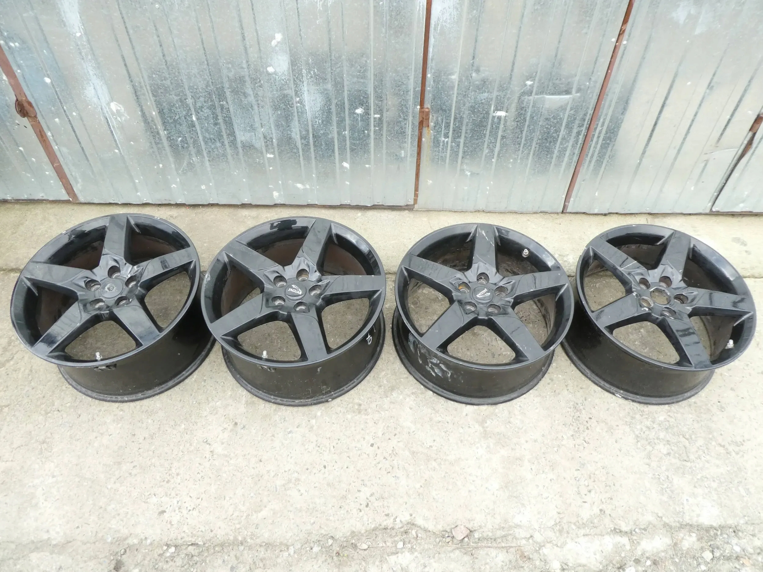Felga aluminiowa Jaguar OE XE Zobacz zdjęcia x 18" 5x108 za 1099.00PLN ...