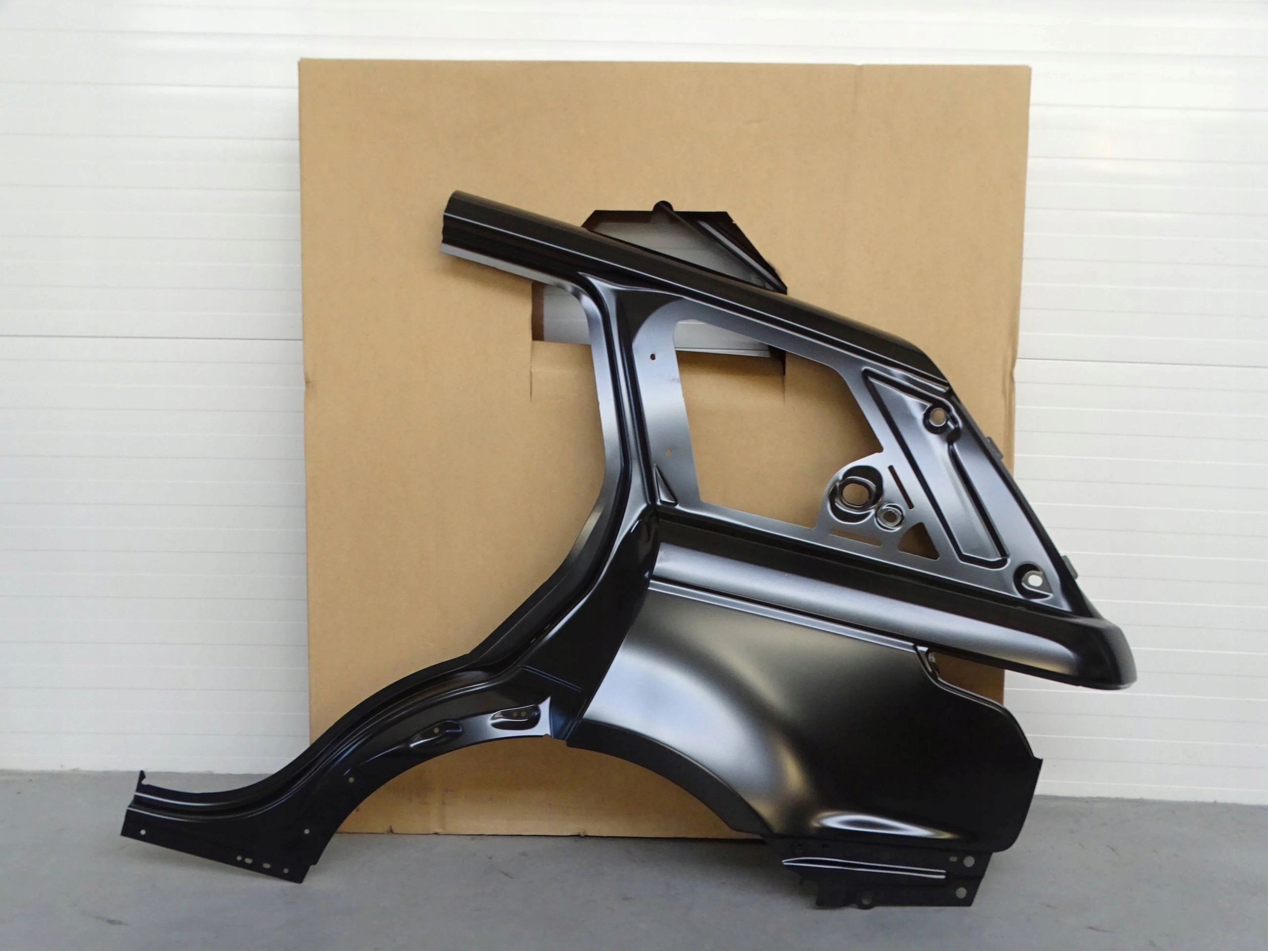 NOWY ORYGINALNY błotnik tylny RANGE ROVER SPORT 13 LR044373 za 3700 zł ...