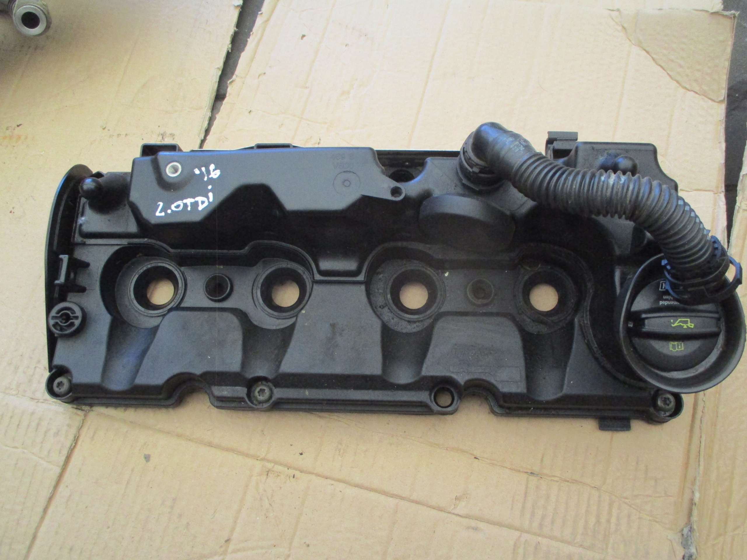 VW AUDI SKODA 2.0 TDI KOKRYWA ZAWORÓW 03L103469S za 200.00PLN z KIELCE ...