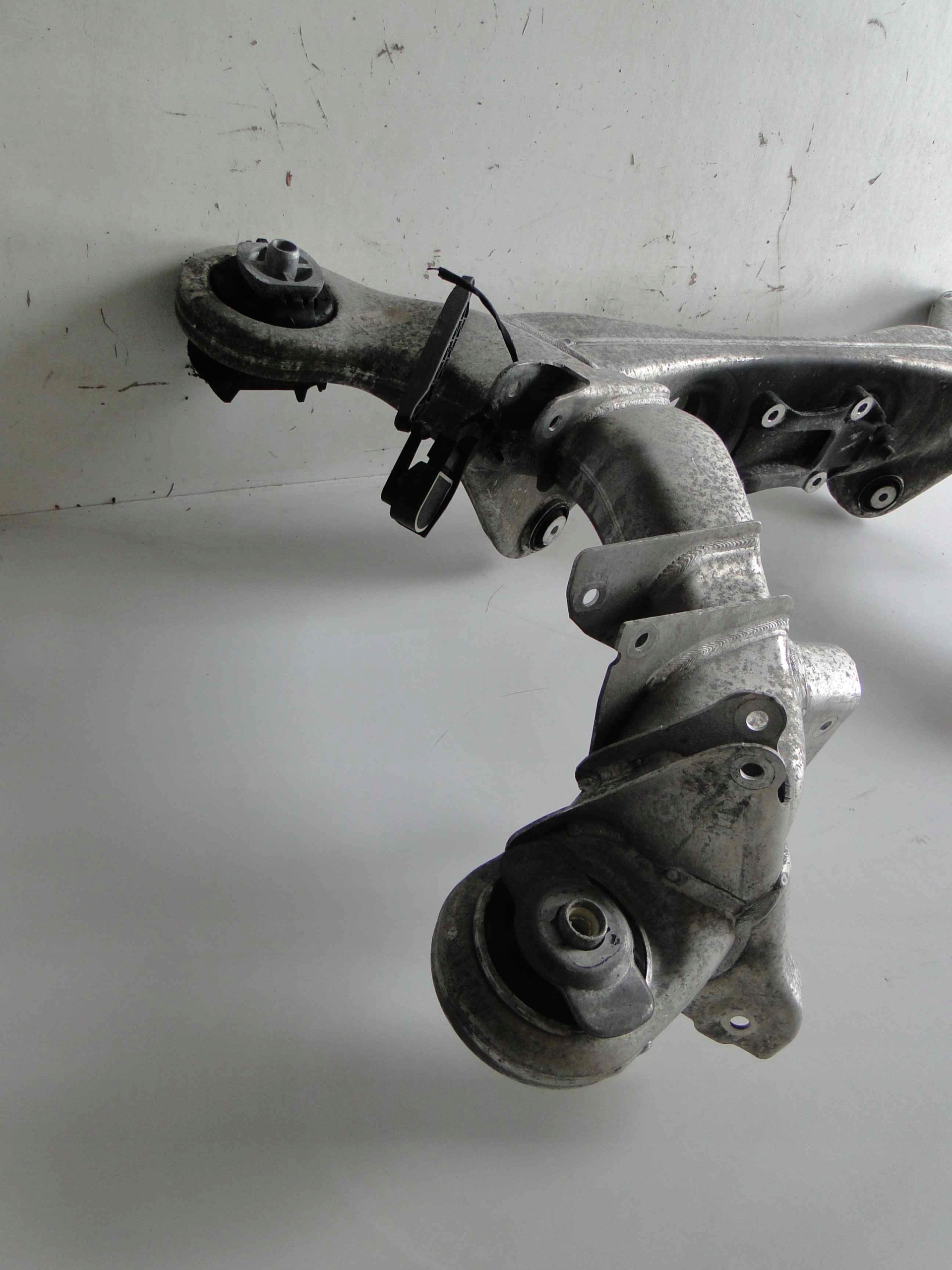 A2213500508 A2213500508 - MERCEDES S CLASS 217 C / A ЗАДНЯ ВІЗОК ЛАВА ...