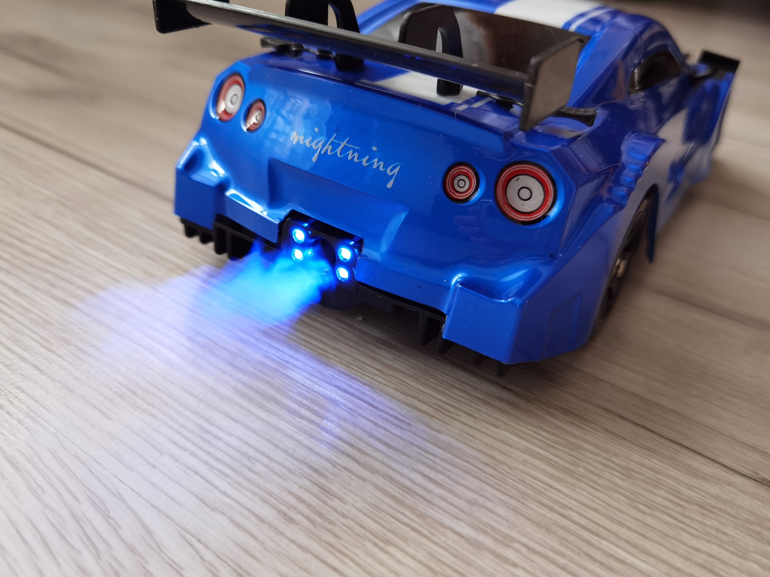 Autko R/C Bugatti Chiron 1:14 RASTAR (5907773200383) • Cena, Opinie ...