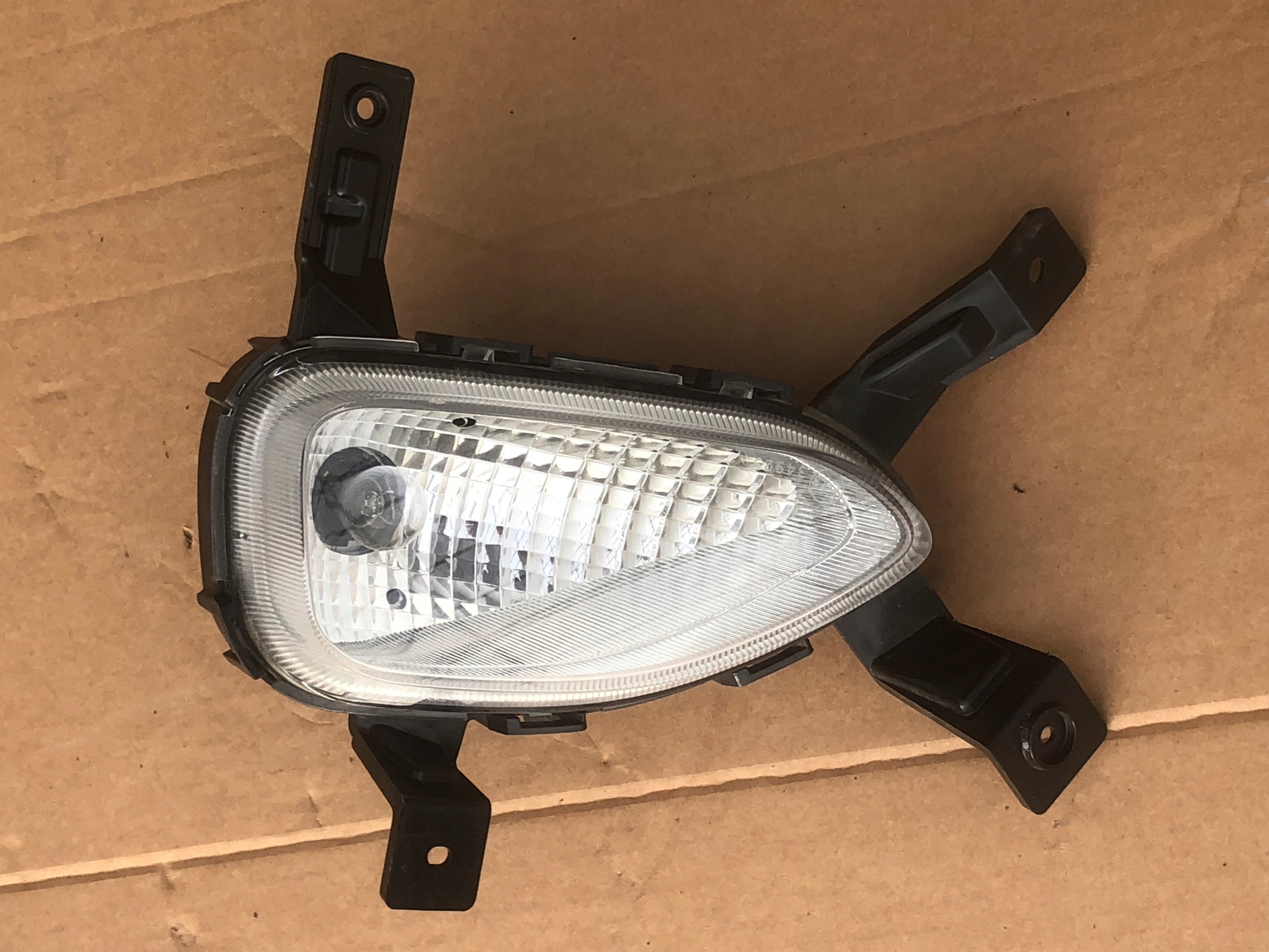 HYUNDAI I20 LIFT HALOGEN LEWY 92207-C8700 za 300.00PLN z Izabelin ...