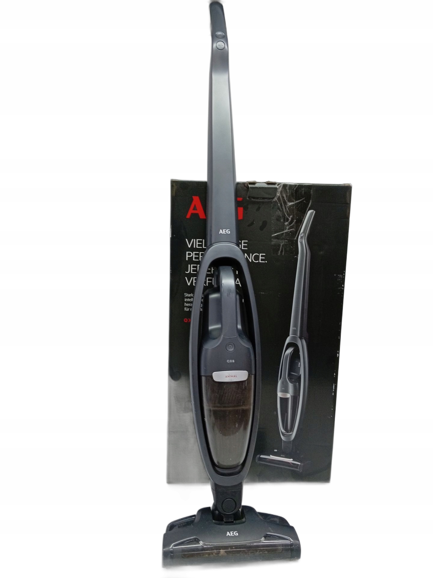Odkurzacz pionowy AEG QX8-2-ANIM srebrny/szary - Sklep, Opinie, Cena w Allegro