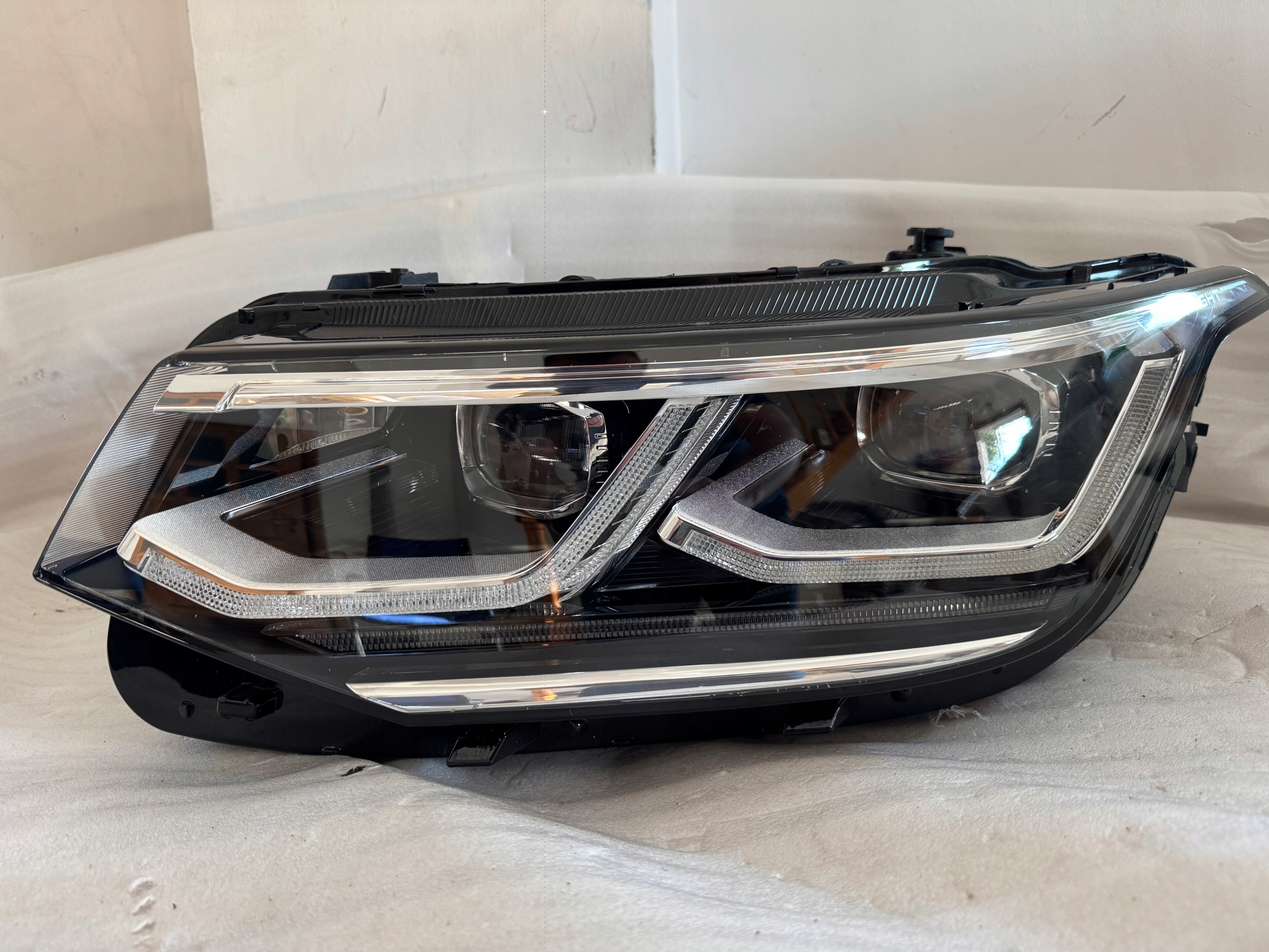 VW TIGUAN II LIFT IQ LEWA LAMPA FULL LED za 1800.00PLN z Baranowo ...