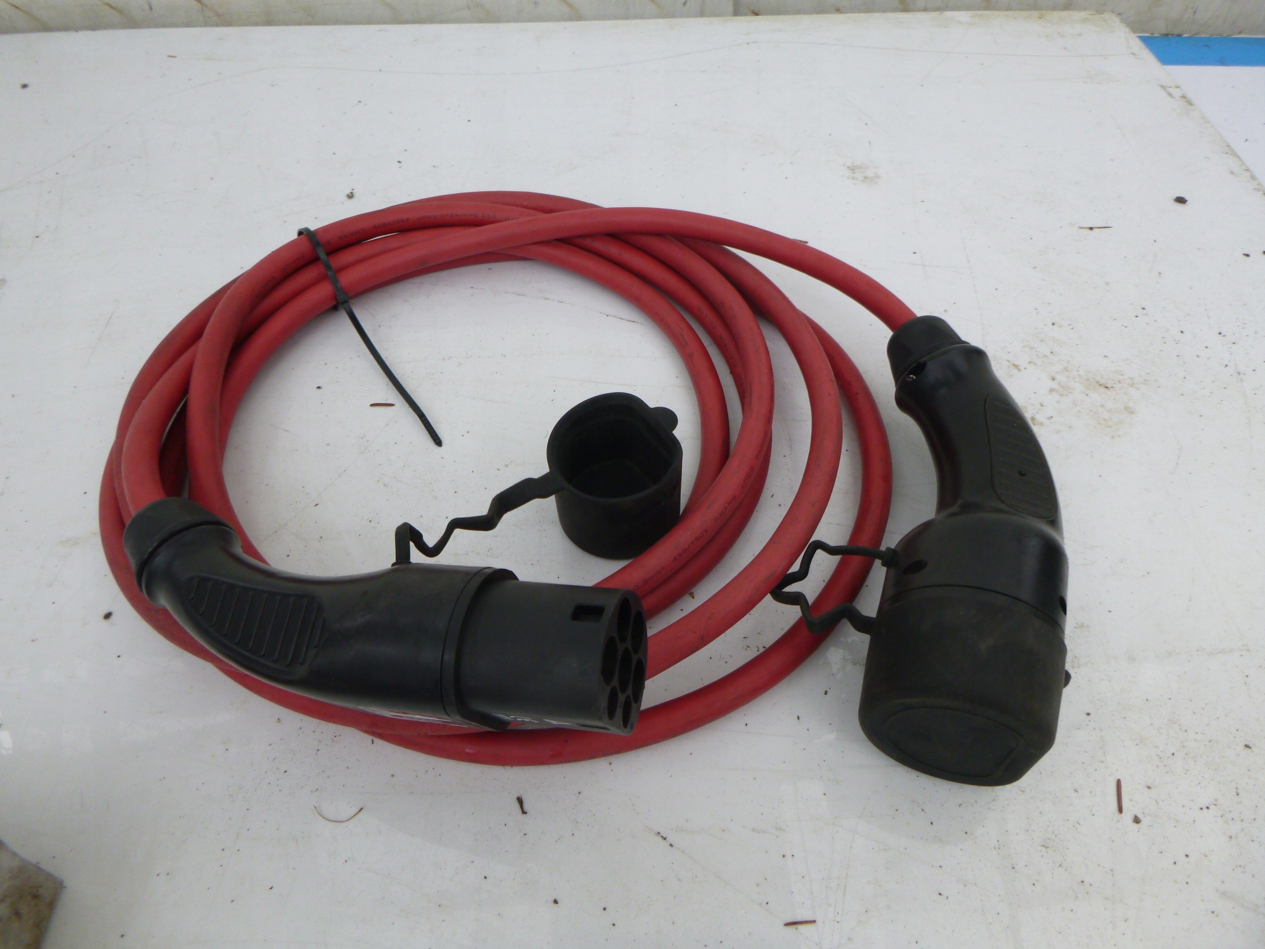 KIA HYUNDAI PLUG-IN KABEL ŁADOWANIA 16Amp 240V DSIEC za 700 zł z Gorzów ...