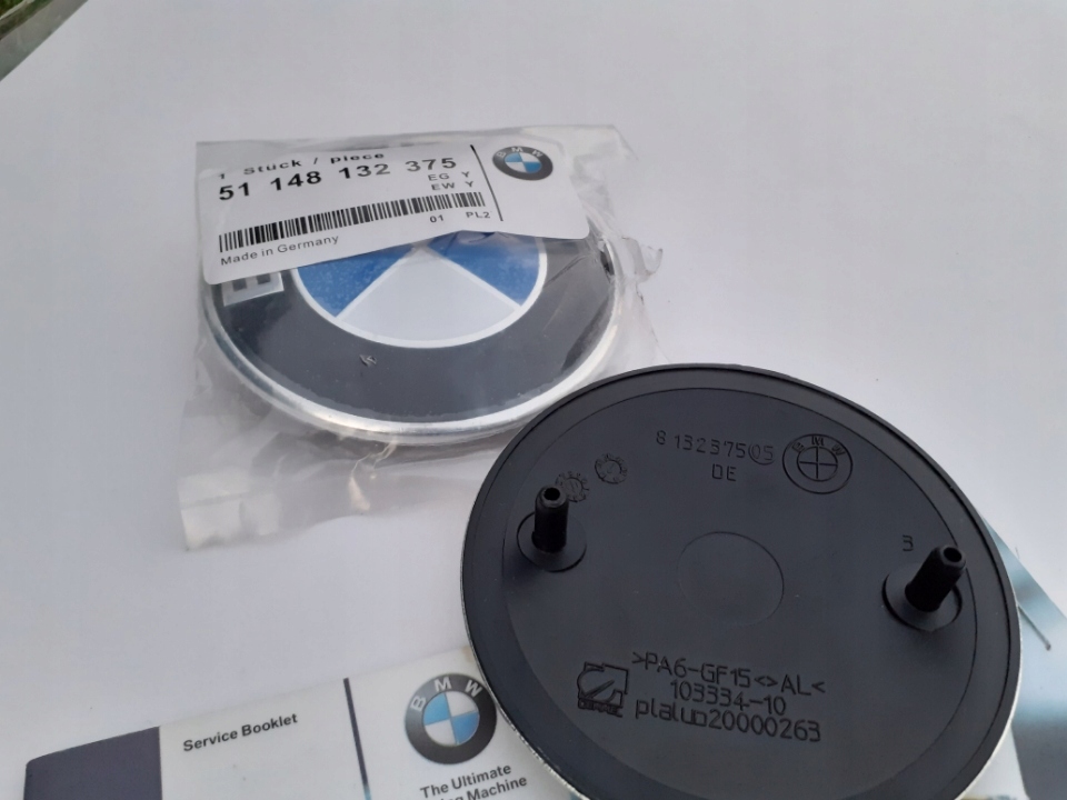 Znaczek logo 74mm BMW E46 tył klapa 51148219237 za 90.00PLN z Obrzycko ...