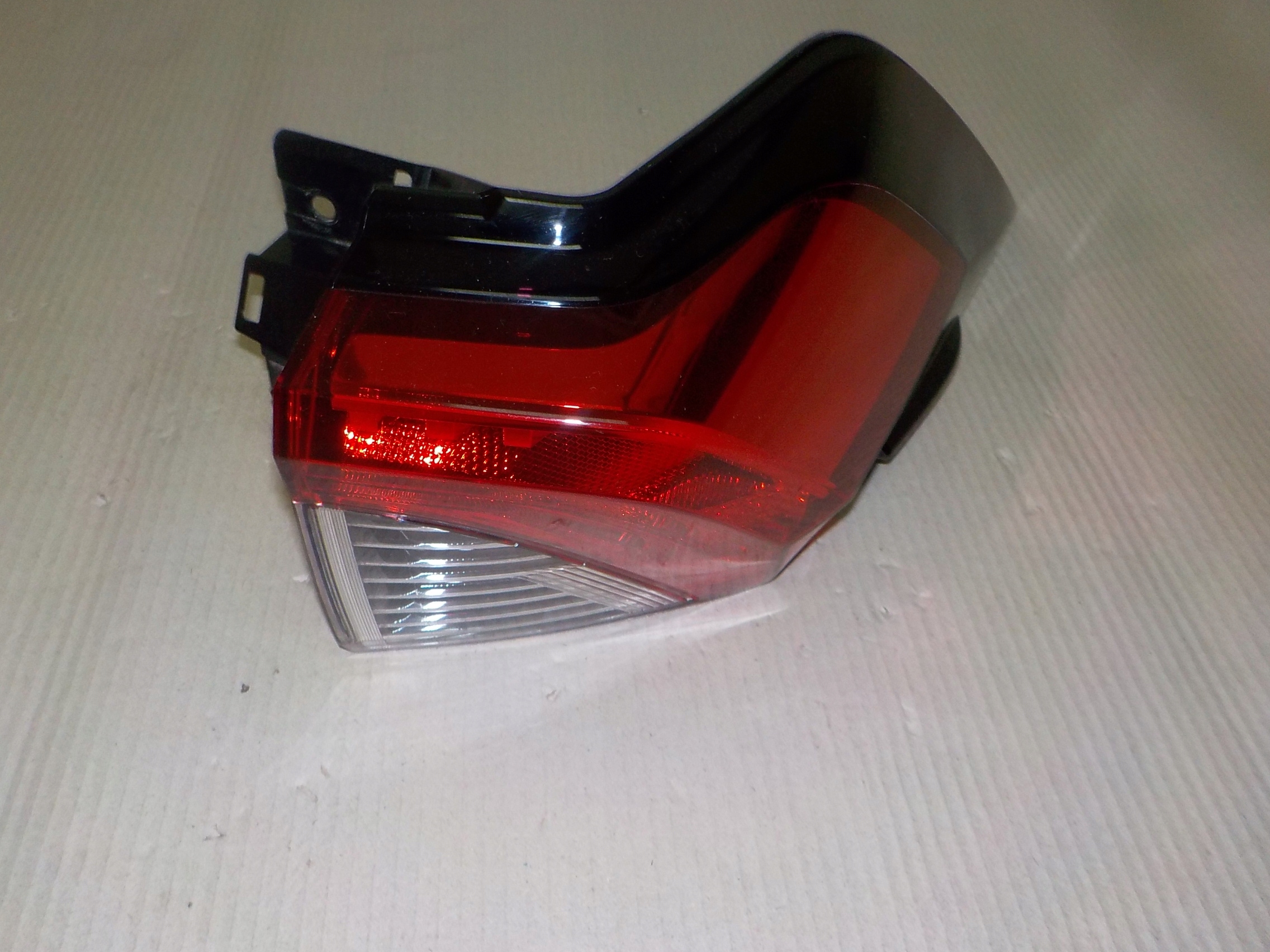 TOYOTA RAV4 V 19- LAMPA TYŁ TYLNA PRAWA LED 81560-42230 za 400 zł z ...